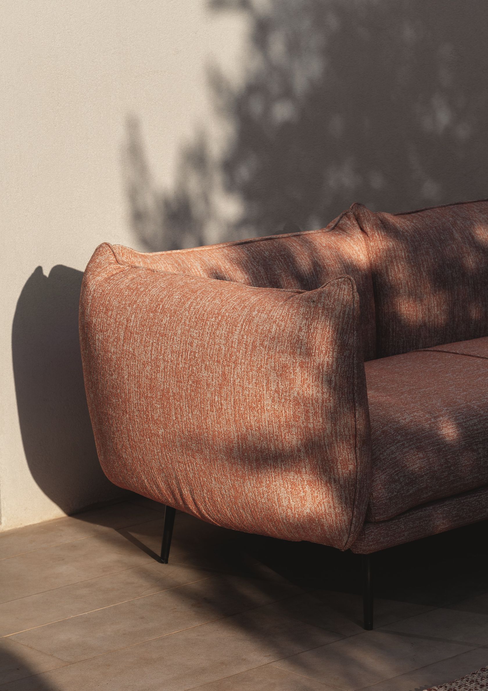 PIUMA Recliner fabric garden sofa By MY YOUR | design Lanzavecchia + Wai