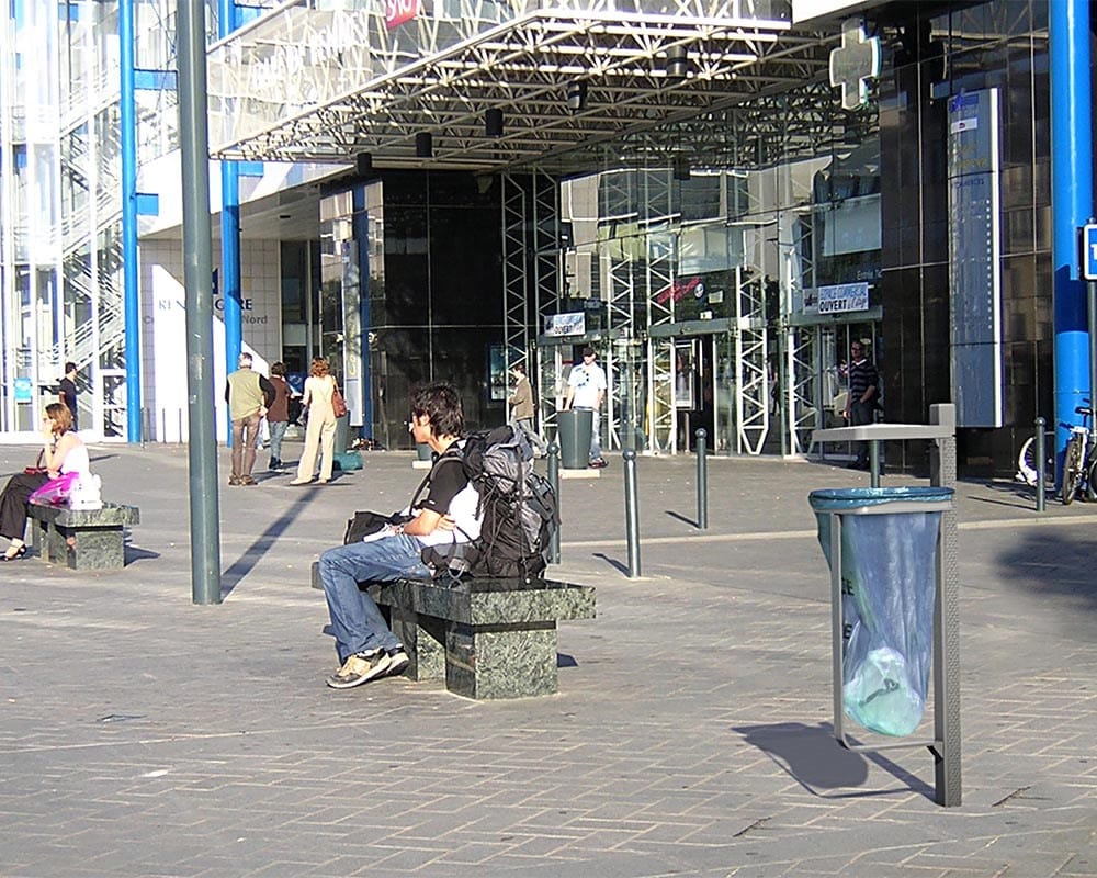 PIXEL | Litter bin Pixel Collection By GHM-ECLATEC design Stoa Architecture