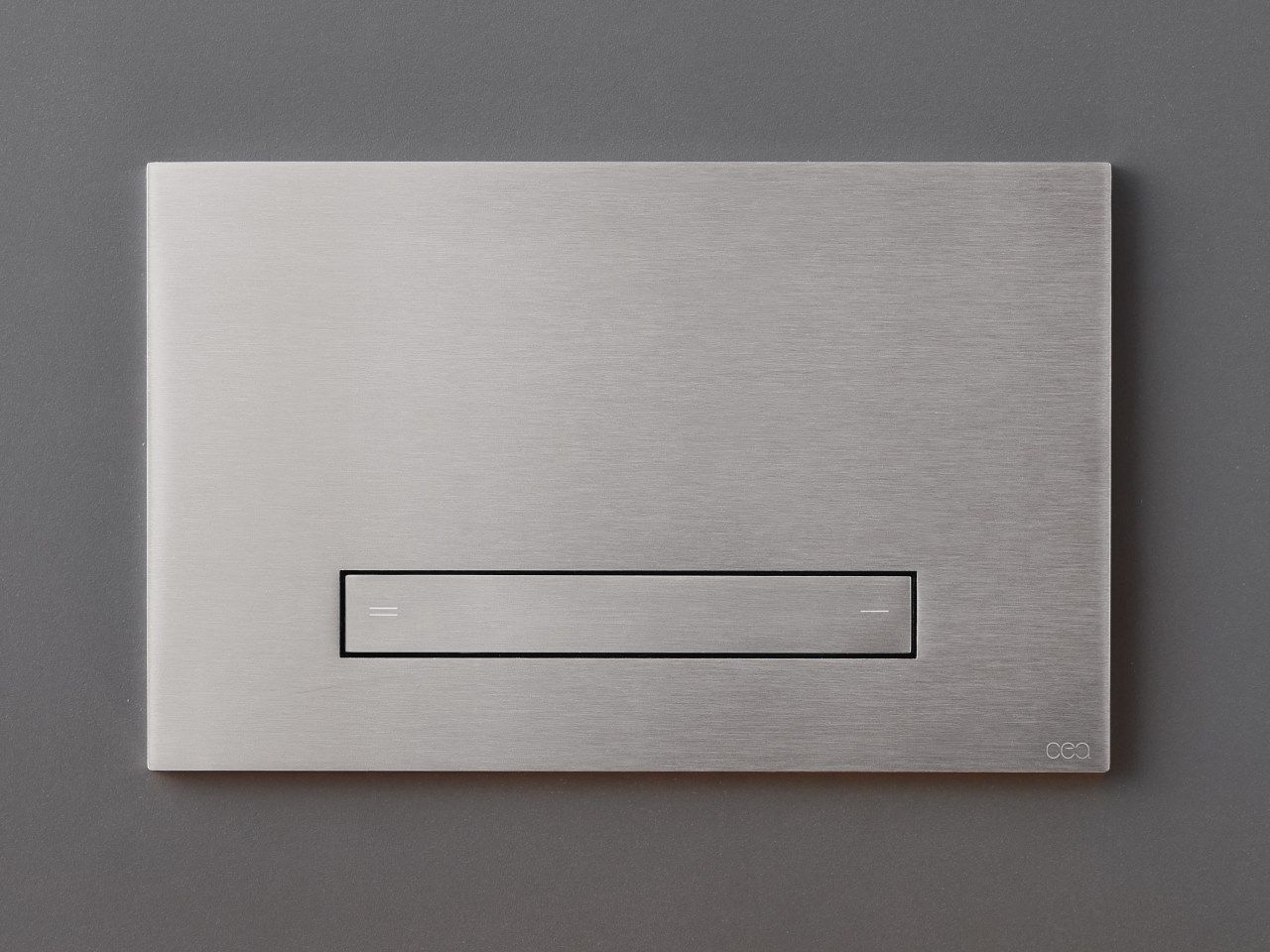 PLA 07 Flush plate By Ceadesign | design Natalino Malasorti