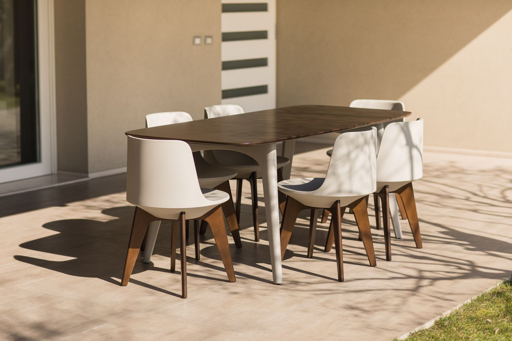 Silla de polietileno PLANET CHAIR By Plust diseño Cédric Ragot