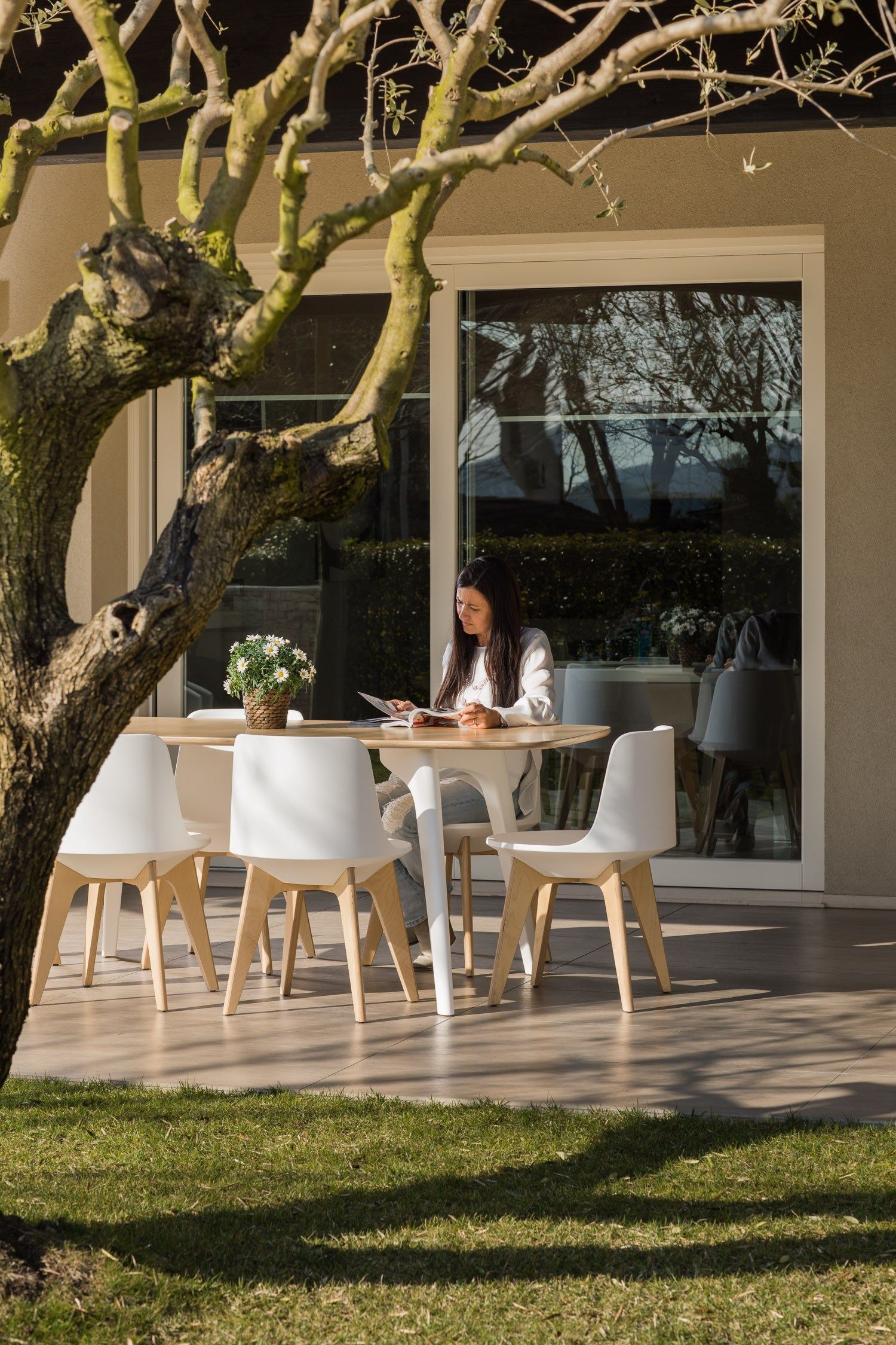 Silla de polietileno PLANET CHAIR By Plust diseño Cédric Ragot