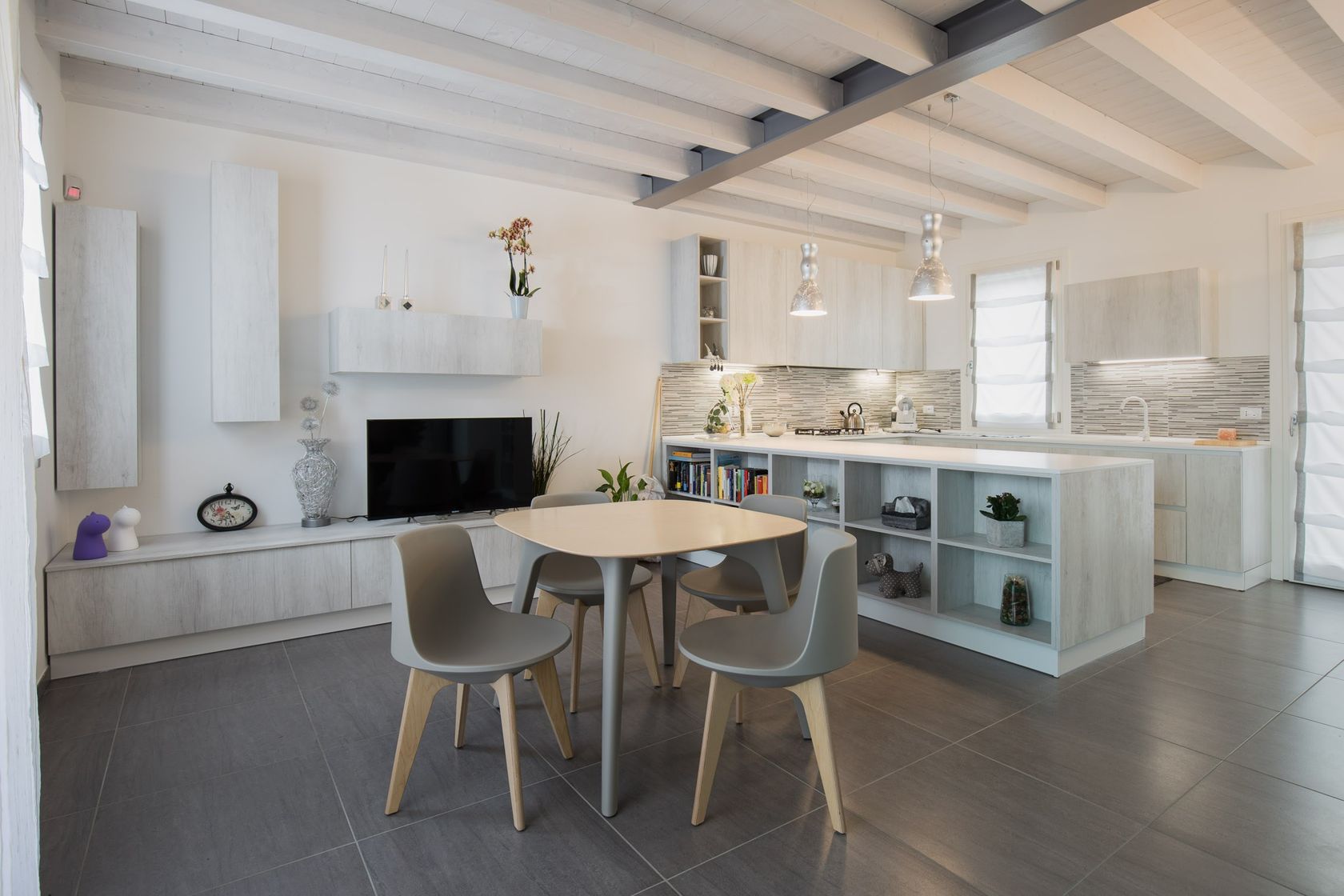 Polyethylene chair PLANET CHAIR By Plust design Cédric Ragot