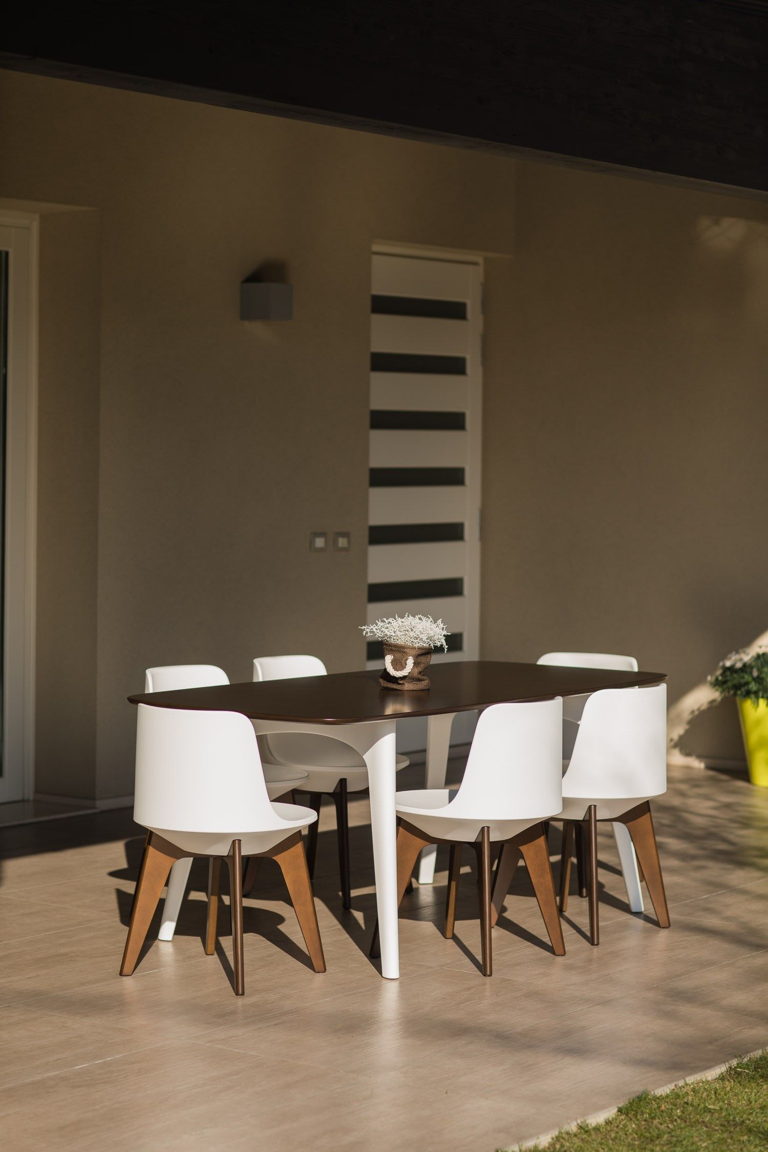 Silla de polietileno PLANET CHAIR By Plust diseño Cédric Ragot