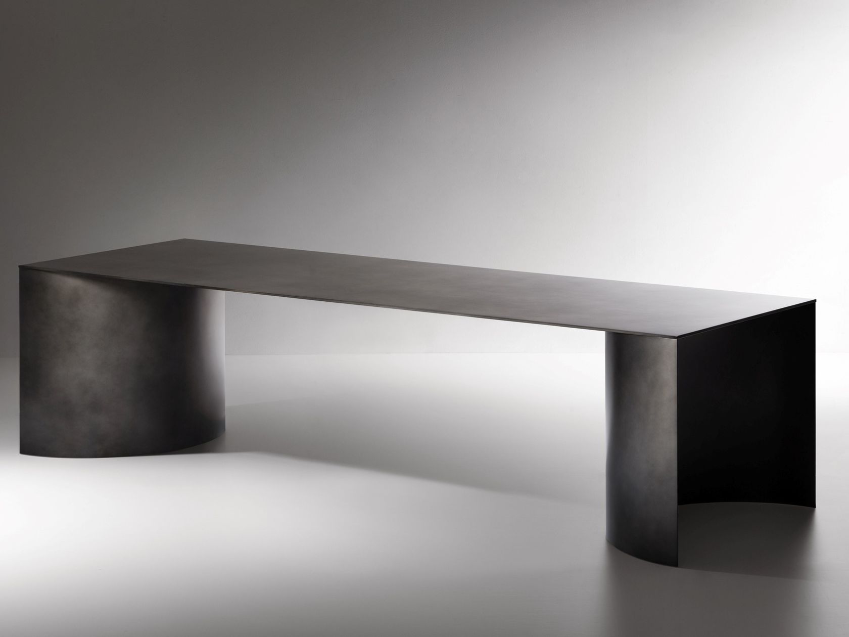 DE CASTELLI: Metal working and furniture | Archiproducts