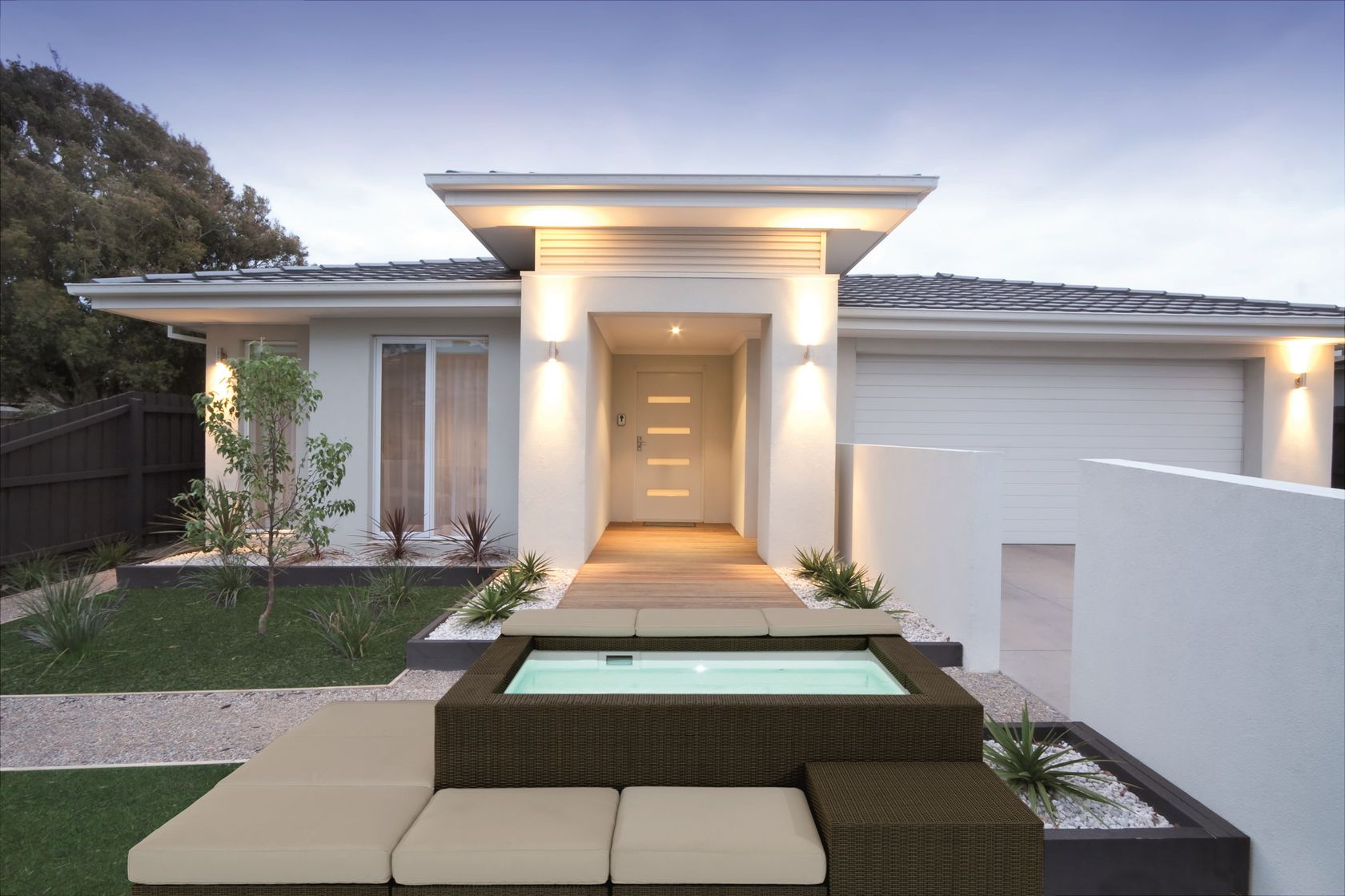 Mini-pool with hydro-massage, heater and external seats PLAYA LIVING By ...