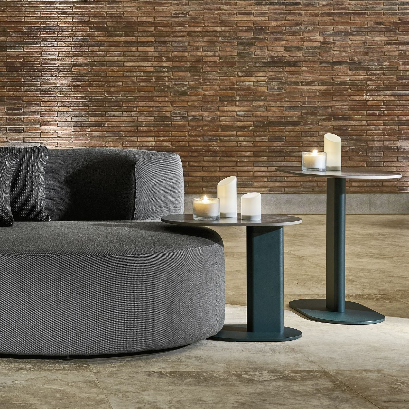 PLINTO | Side table By Varaschin design Pio & Tito Toso