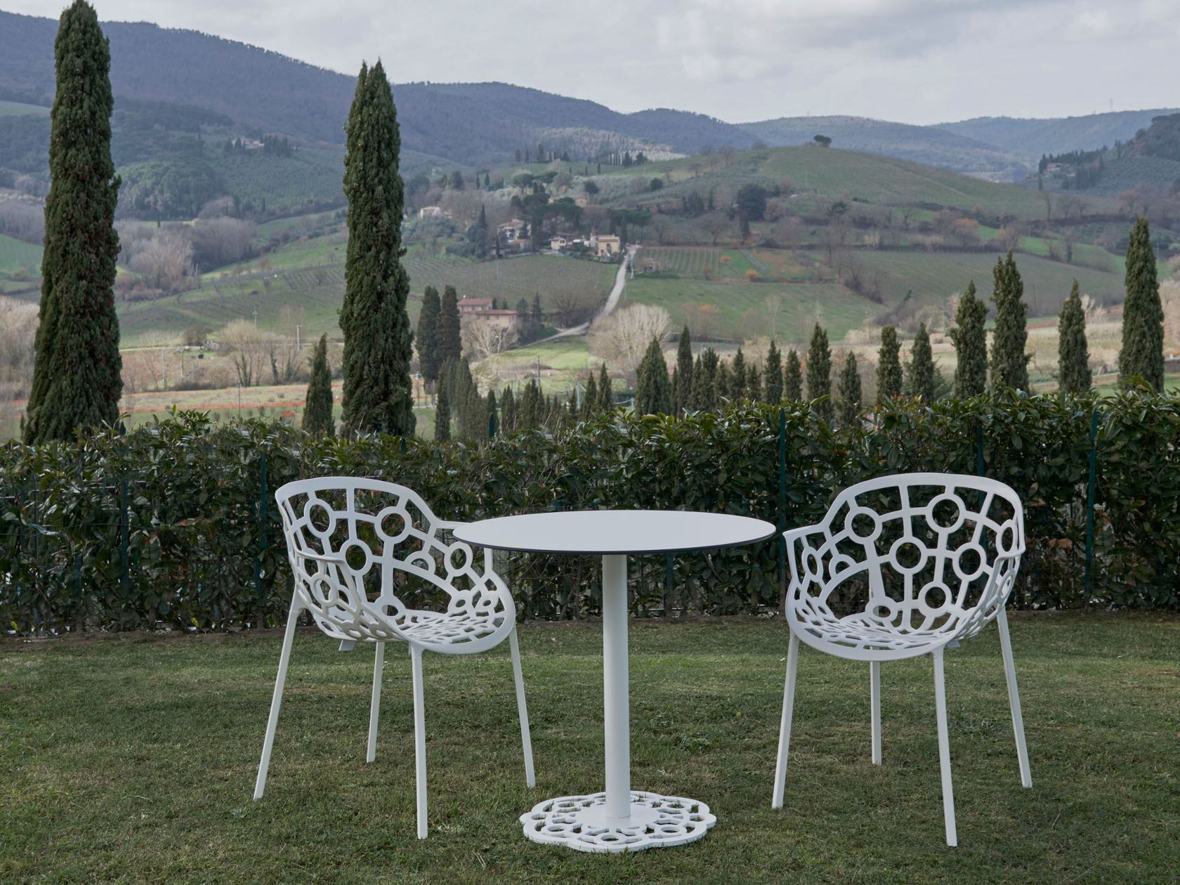 POLO | Stackable chair By Segis design Archirivolto