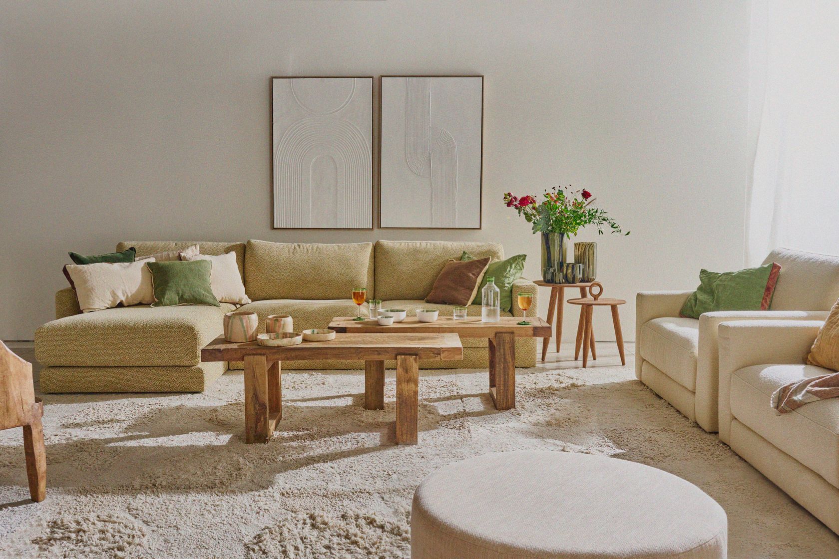 TORONTO Sofa By POMAX