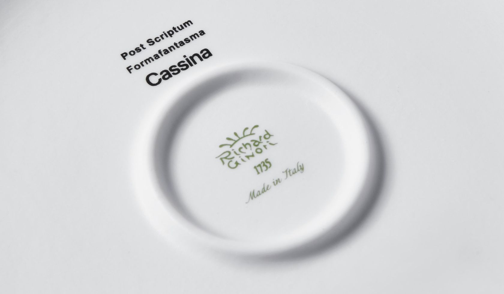 POST SCRIPTUM Vaso in porcellana By Cassina | design Formafantasma