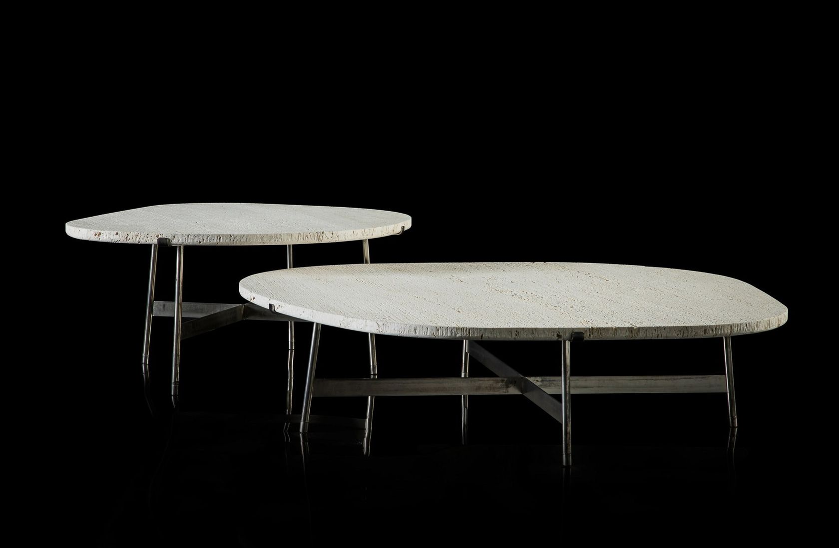 Table basse en pierre de Ostuni PRIMITIVE By Henge design Massimo Castagna