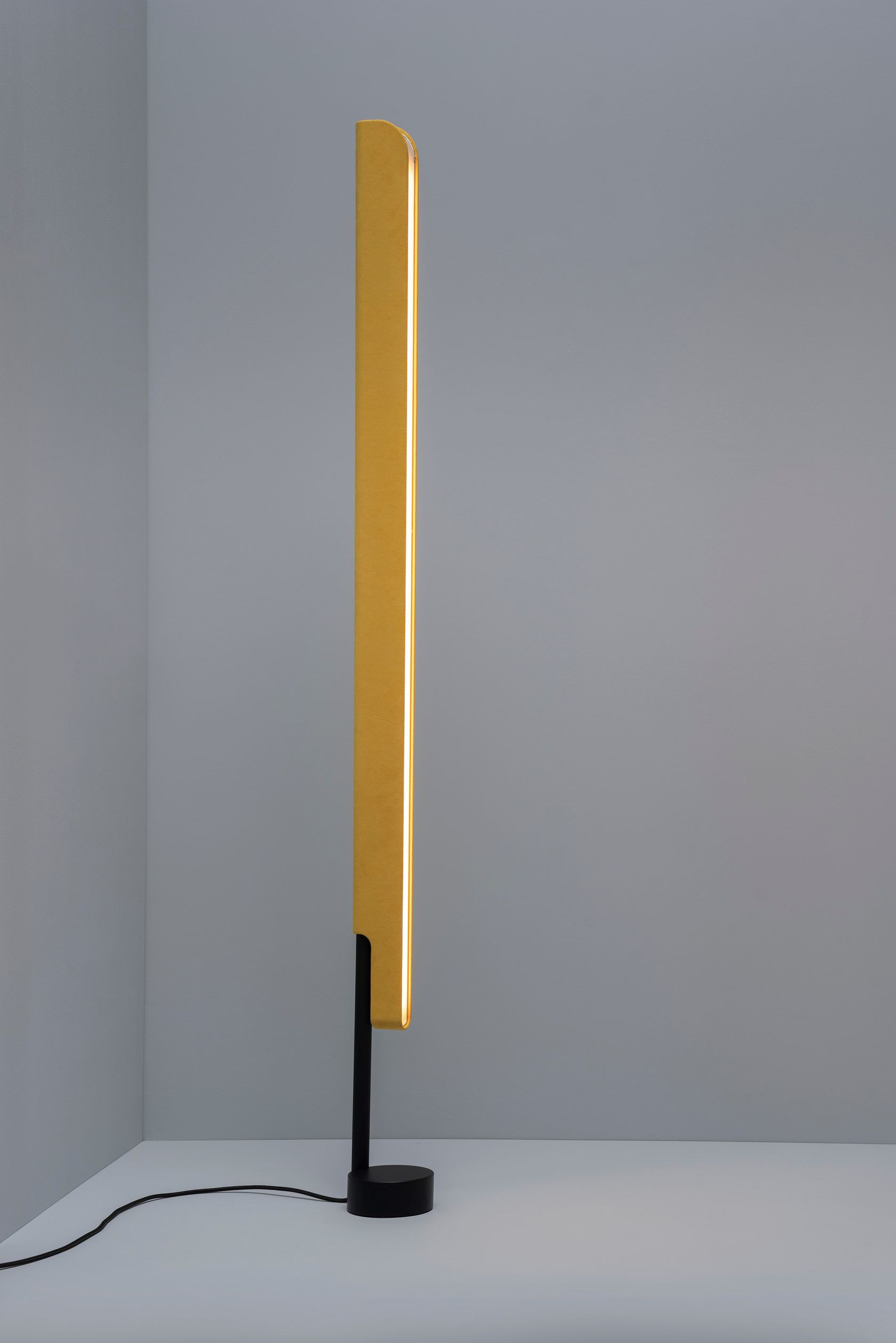 PROFILE LED adjustable floor lamp with dimmer By Formagenda | design ...