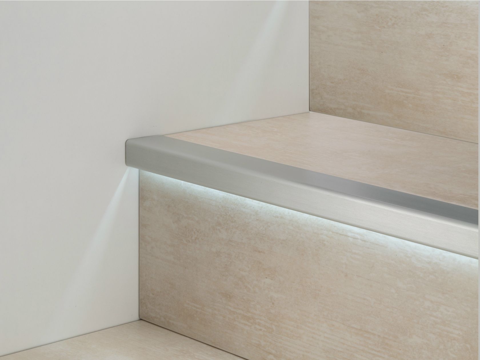 PROLIGHT PROSTEP G/8 LED By PROFILPAS