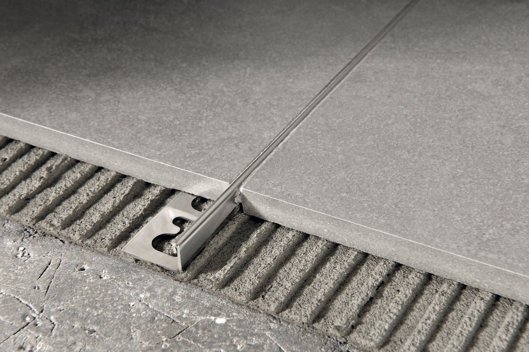 PROTERMINAL STEEL Brushed steel edge profile for walls By PROGRESS PROFILES