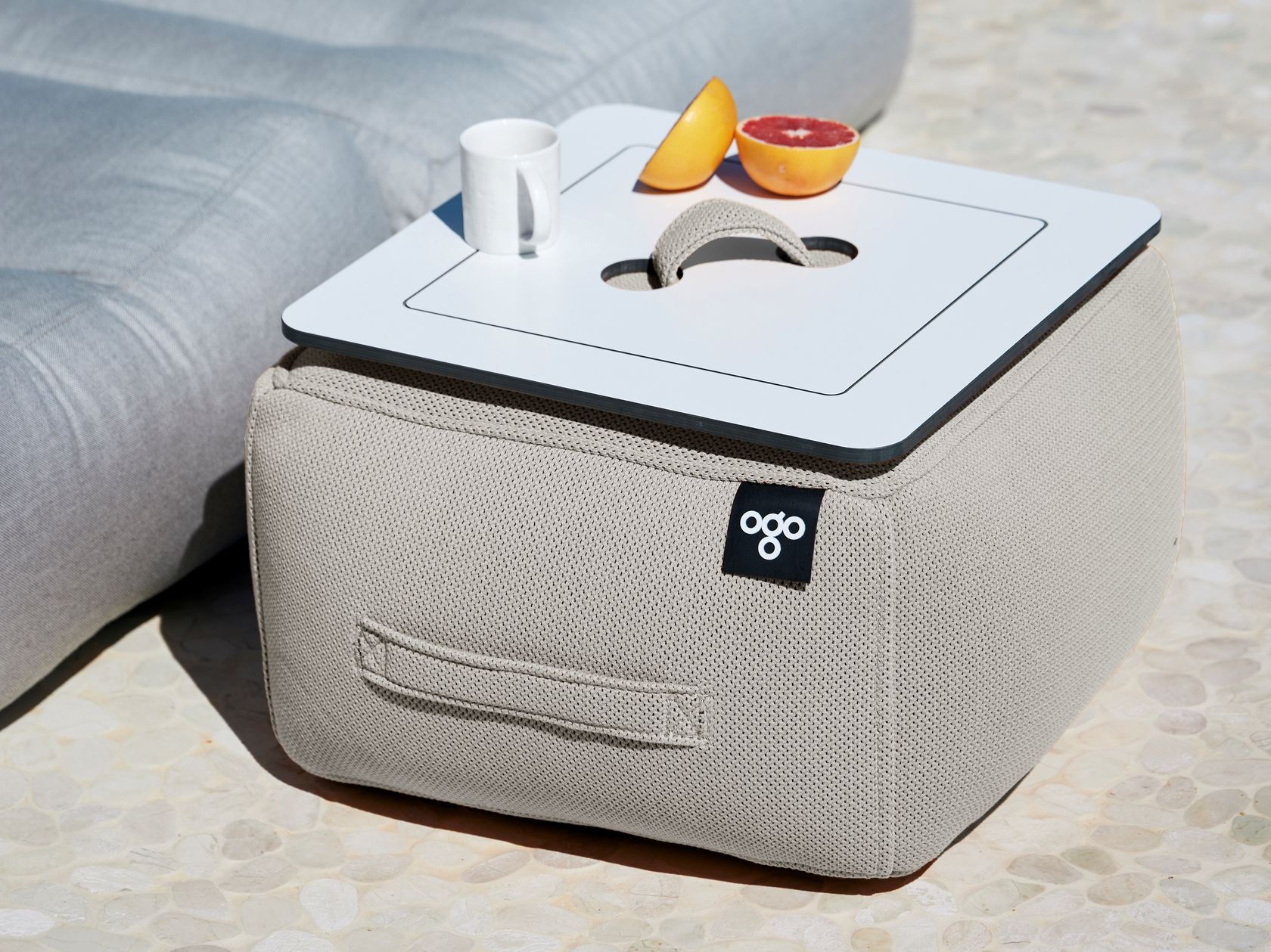 OGO: Mobiliario interior y exterior | Archiproducts