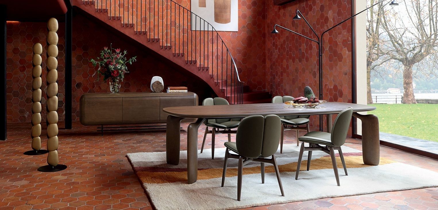 PULP Oval MDF dining table By Roche Bobois | design Eugeni Quitllet