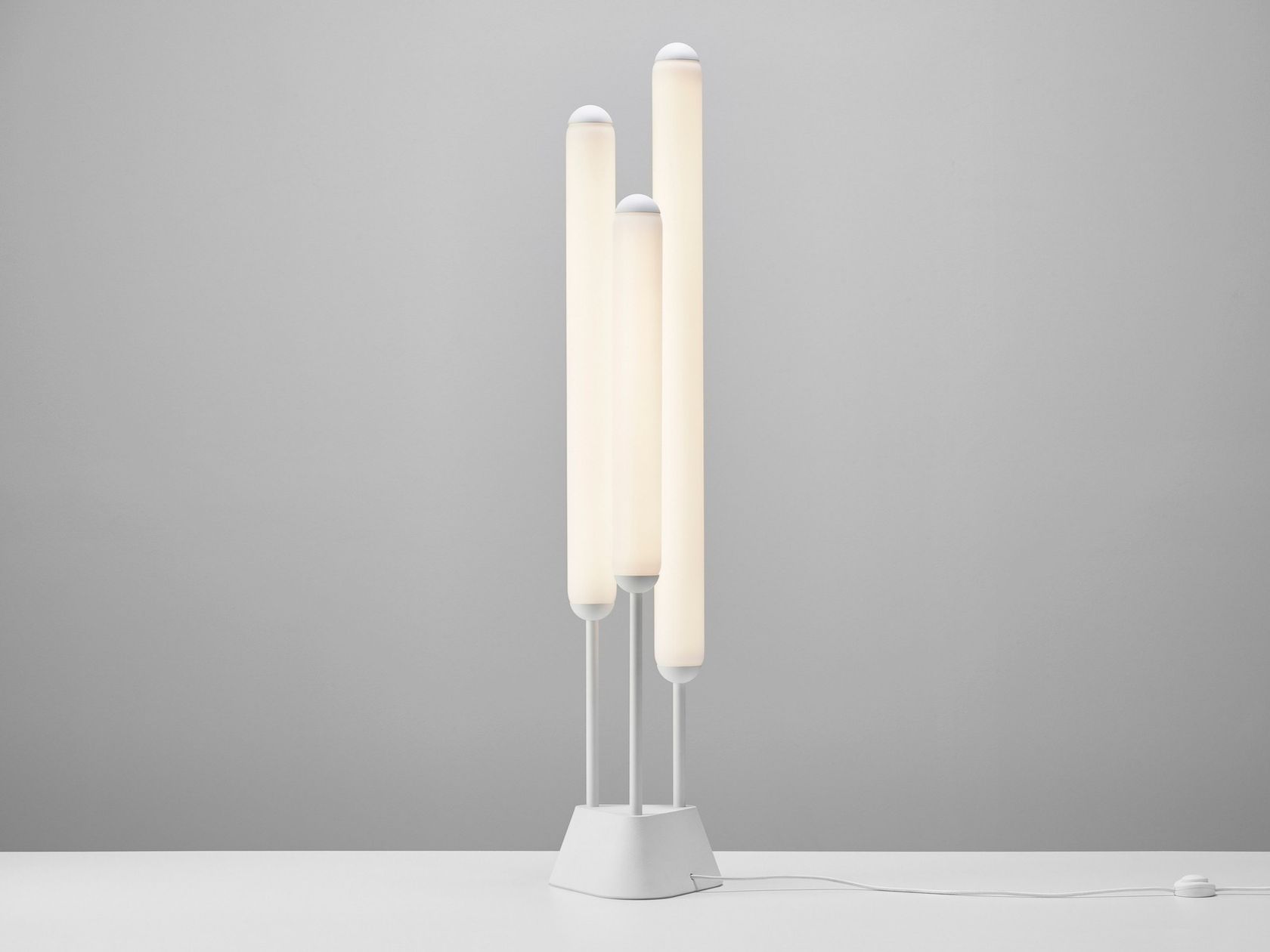 PURO FLOOR Floor lamp By BROKIS
