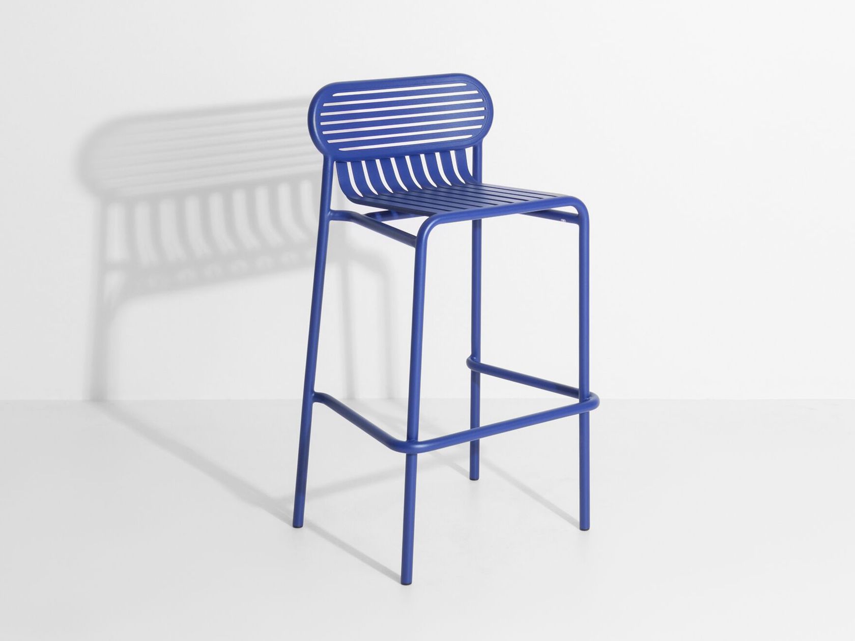 WEEK-END High powder coated aluminium stool with footrest By Petite ...