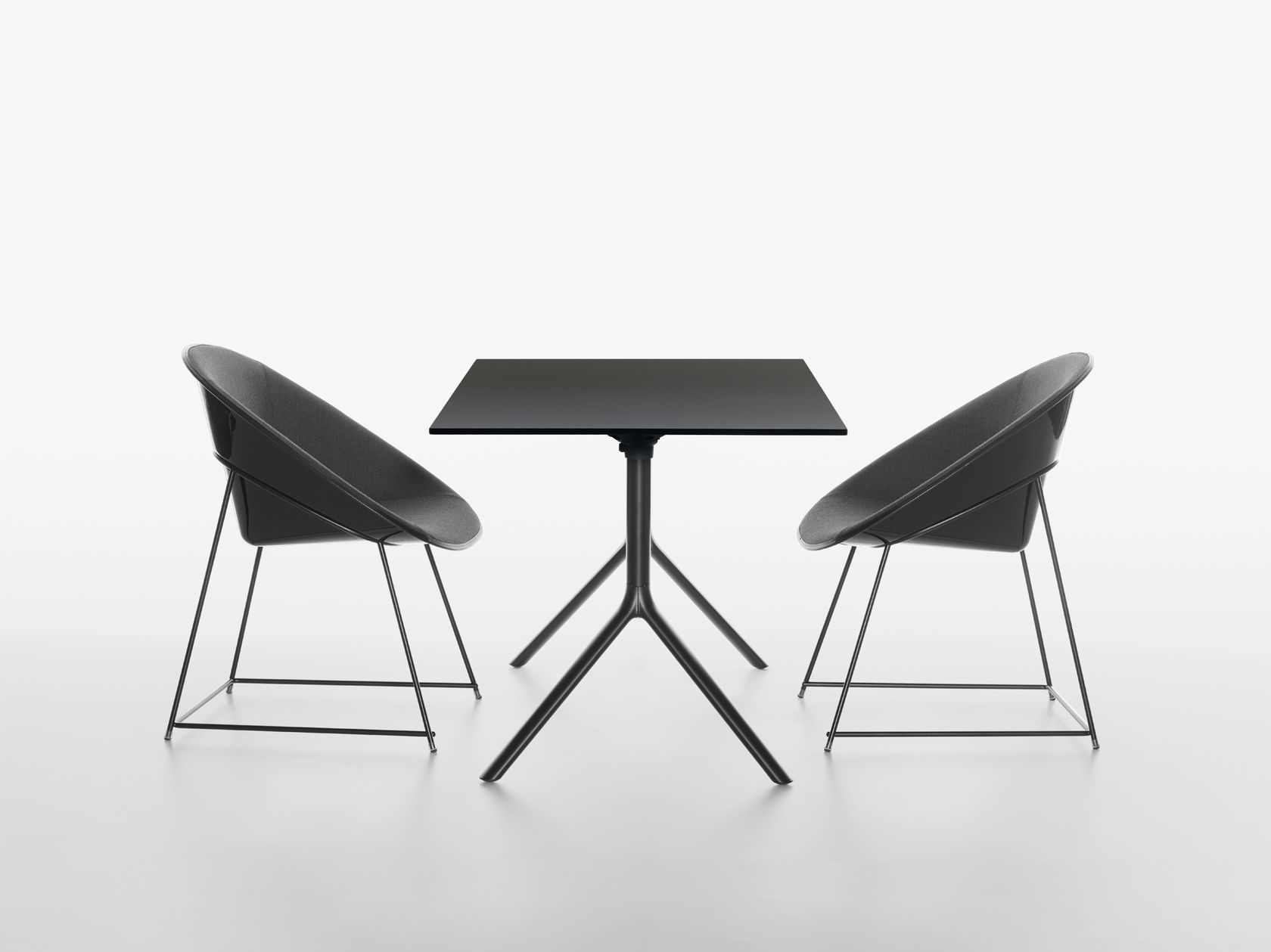 CUP Chair By Plank | design Konstantin Grcic