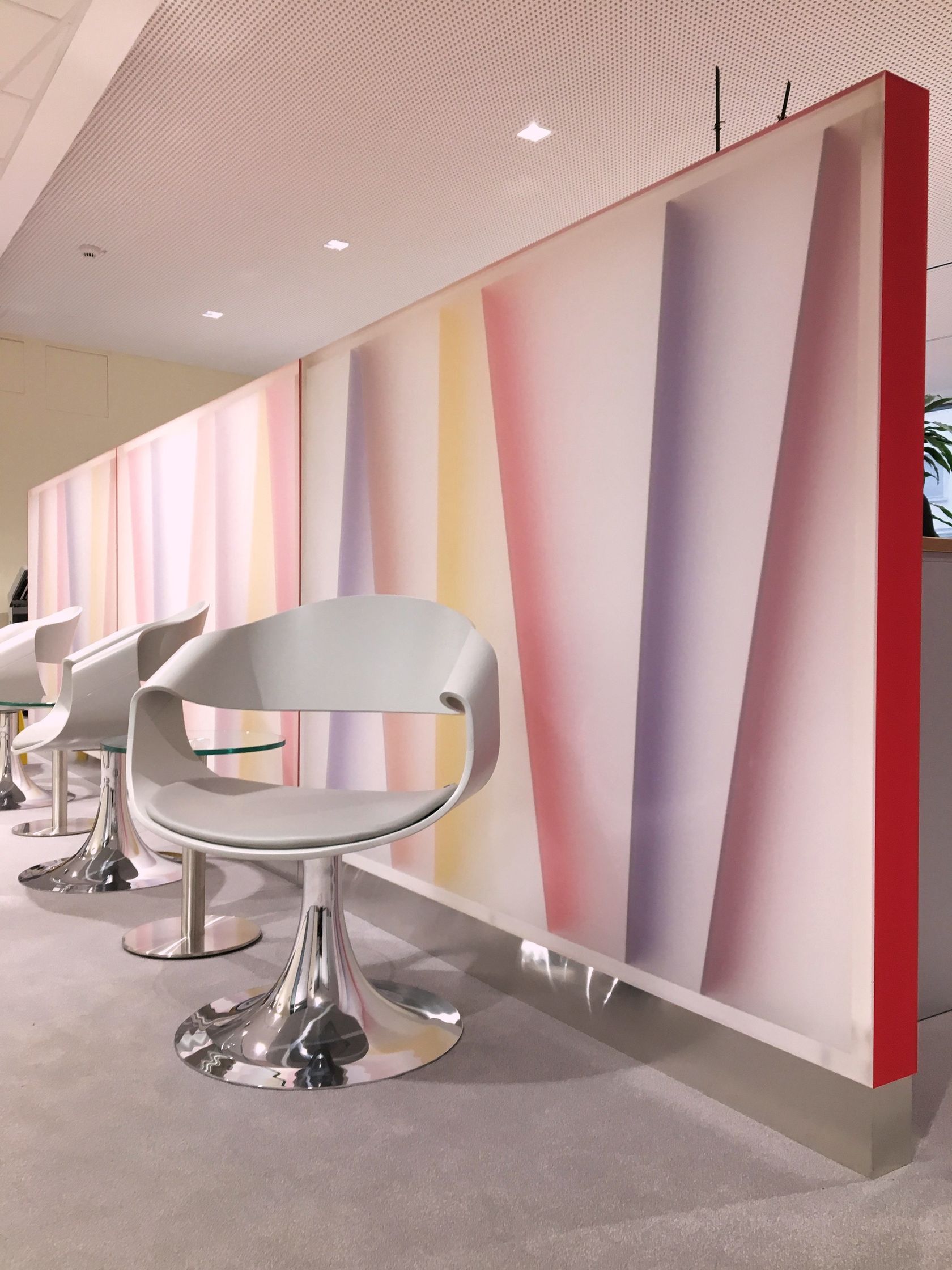 Translucent room divider By Seven Colors Design