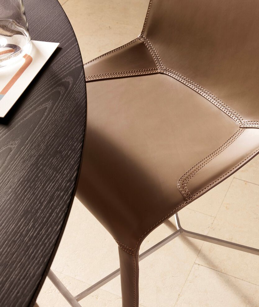 SEATTLE High tanned leather stool with back By Poliform | design Jean ...