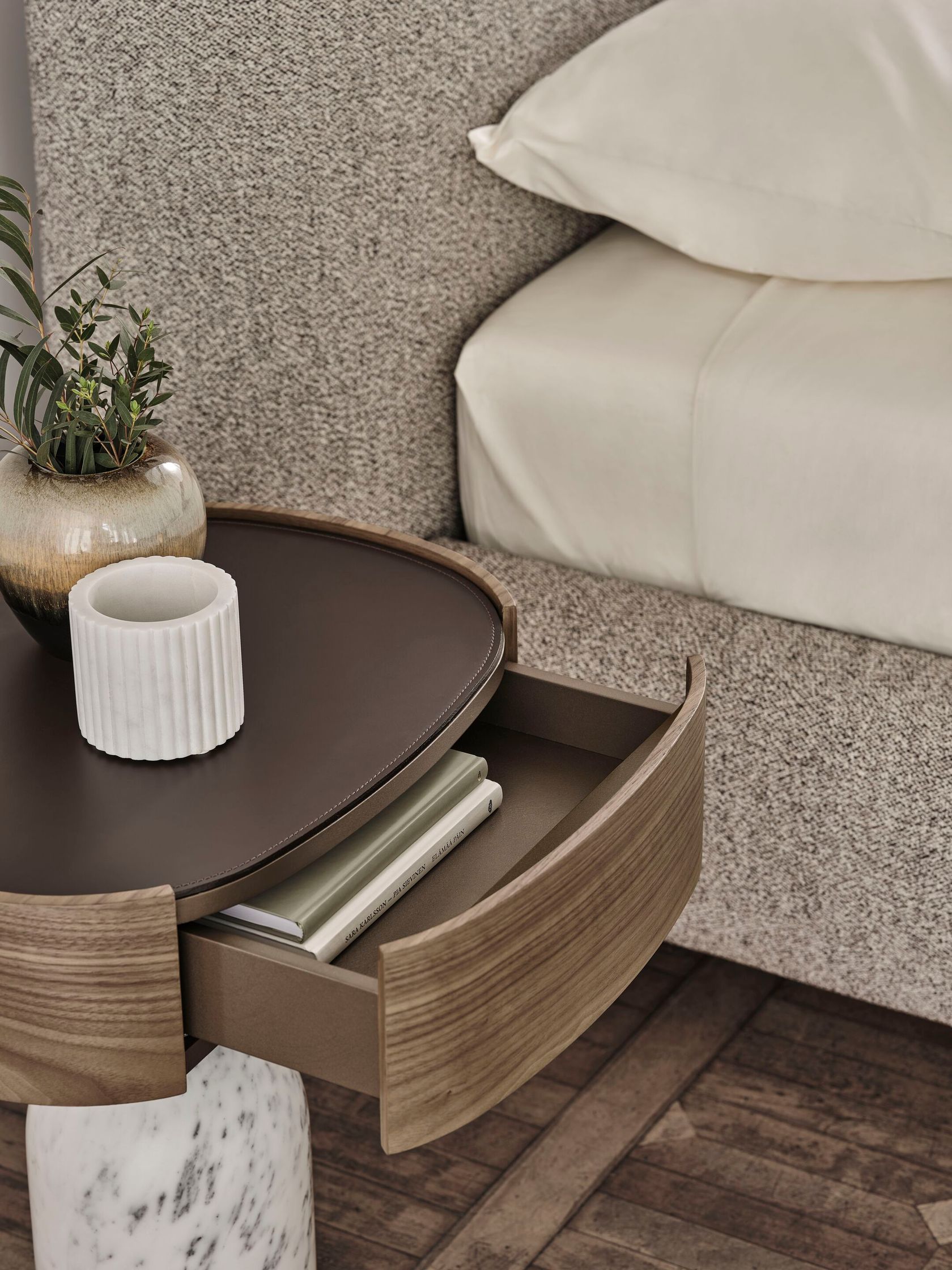 EKERO NIGHT Bedside table By Porada