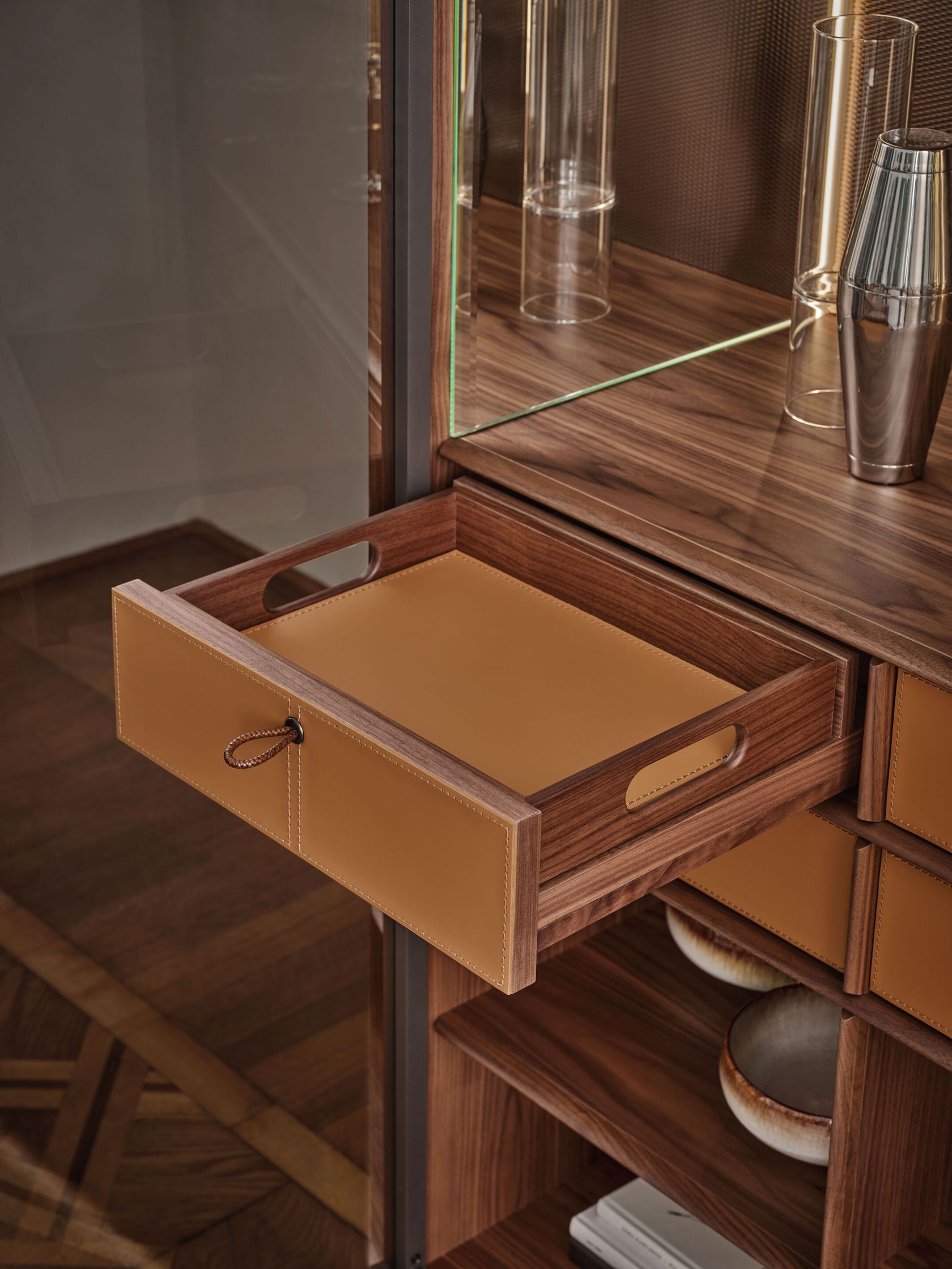 MATICS Bar cabinet By Porada