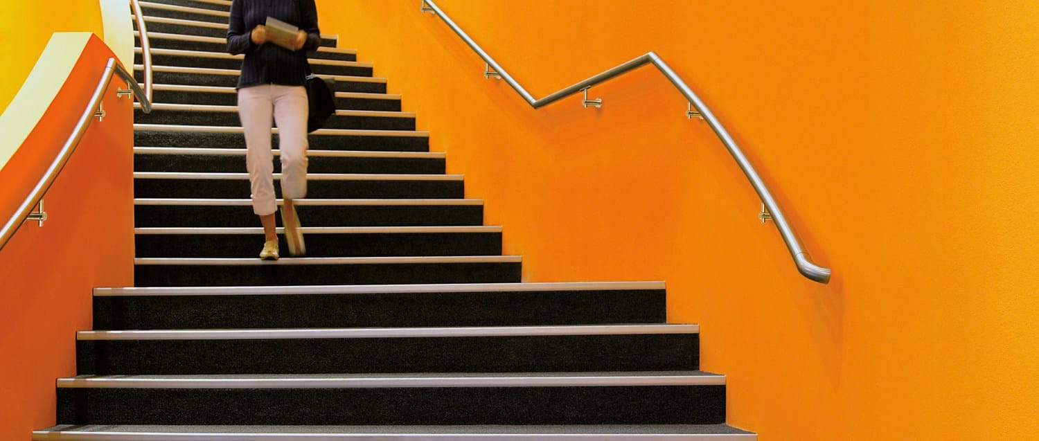 Q-LINE ® | Handrail By Q-RAILING ITALIA