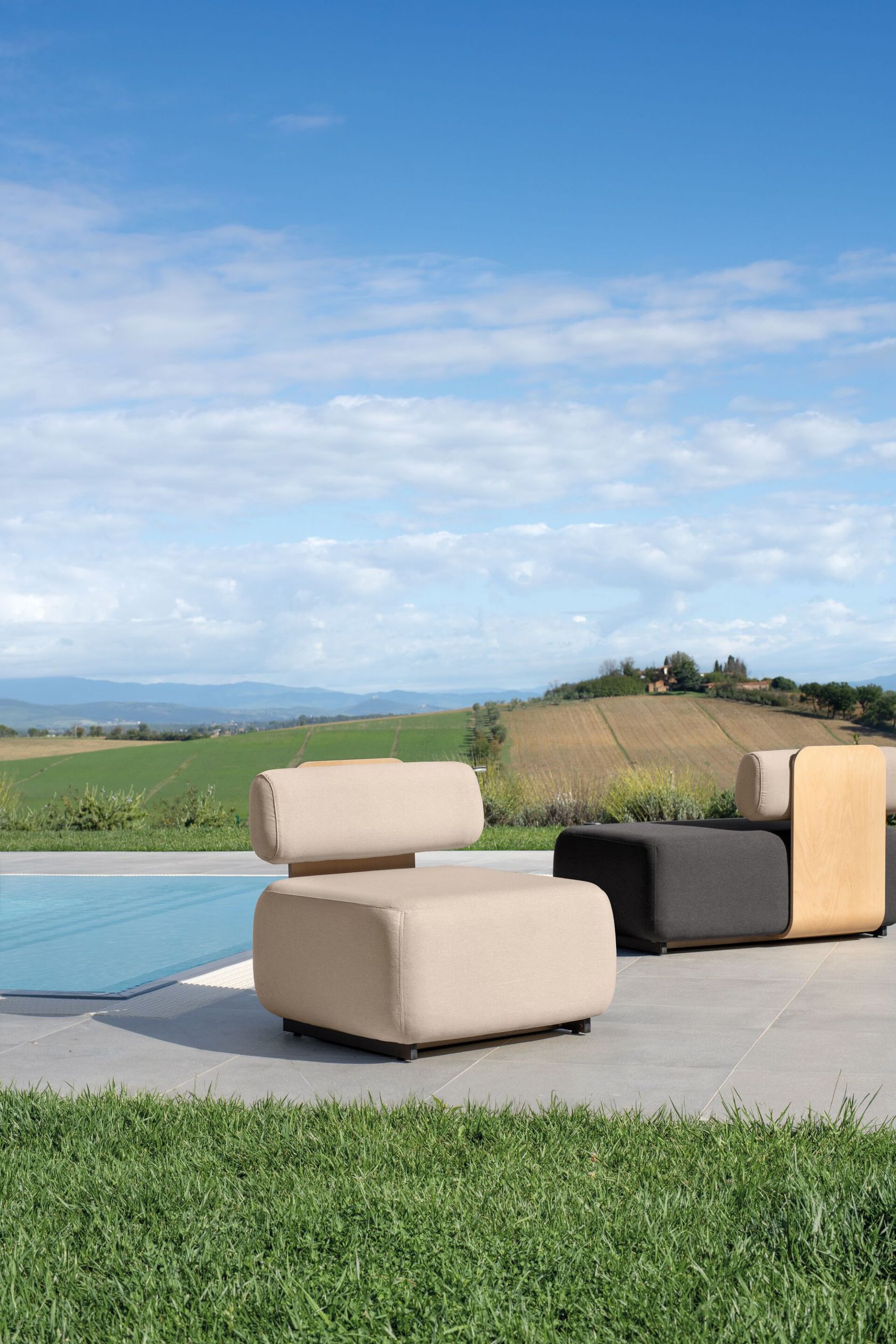 GRAND TOUR Sofa By Quinti Sedute