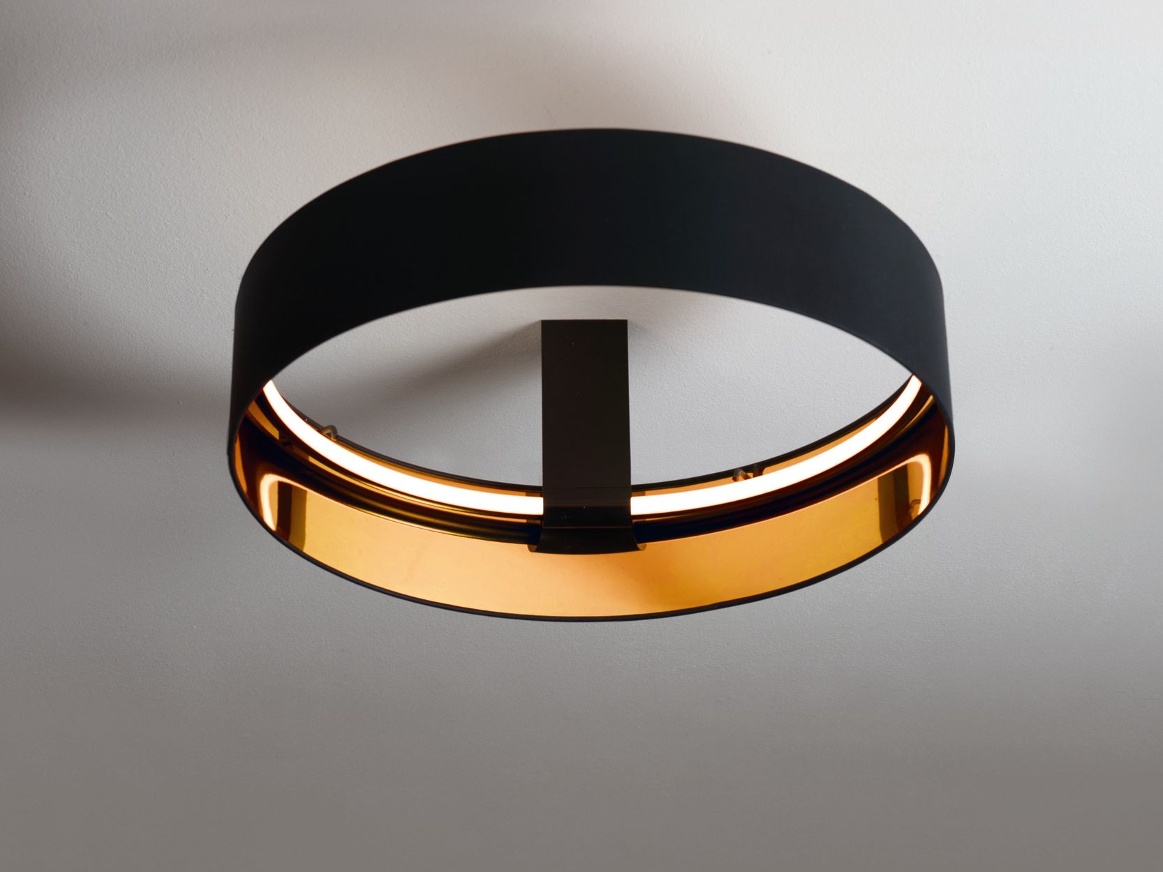 RADAR LED ceiling light By EGOLUCE