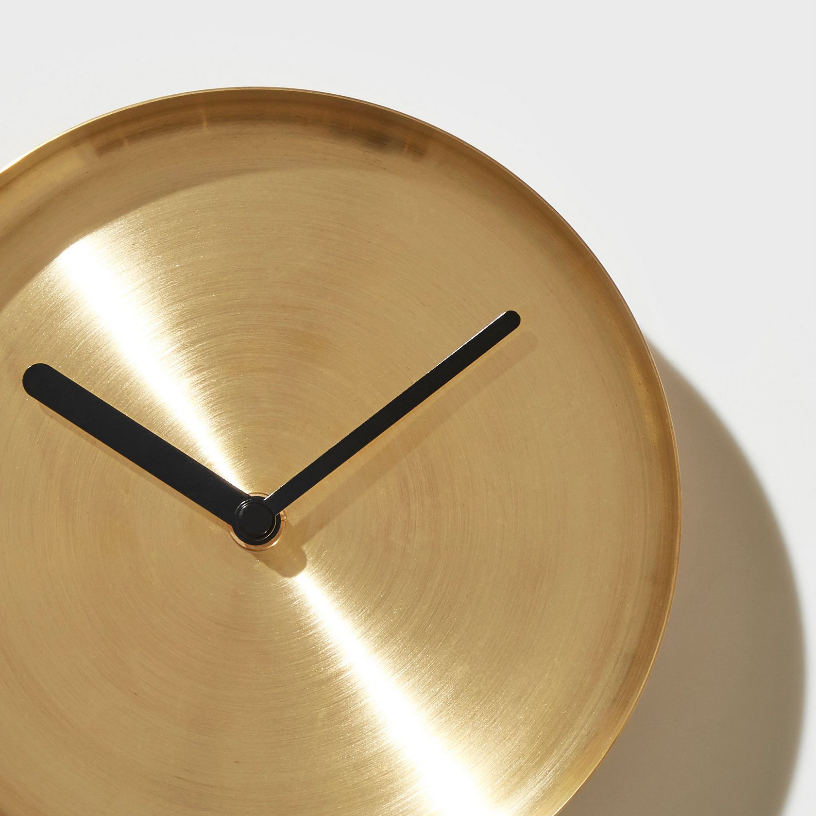 Wall-mounted brass clock RADIAL By DesignByThem