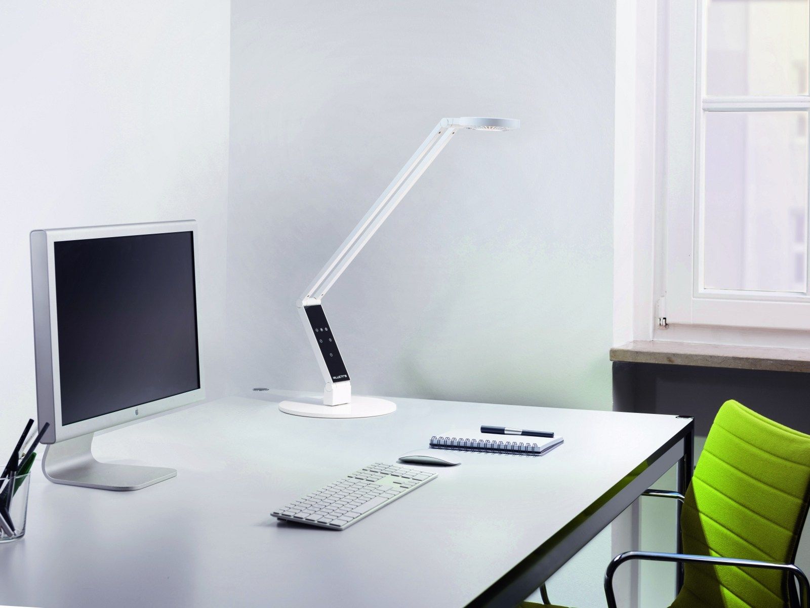 LED adjustable table lamp RADIAL TABLE By LUCTRA® design yellow design