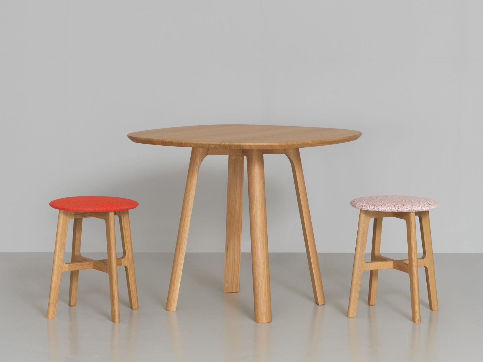 Solid wood table RAIL CAFÉ By ZEITRAUM