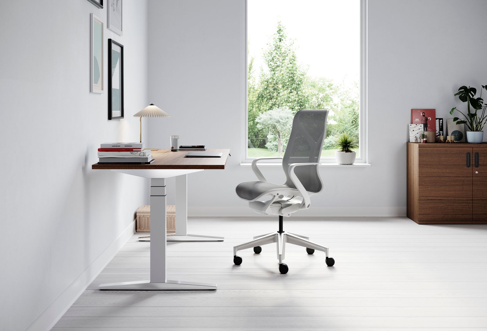 RATIO Height-adjustable workstation desk By Herman Miller