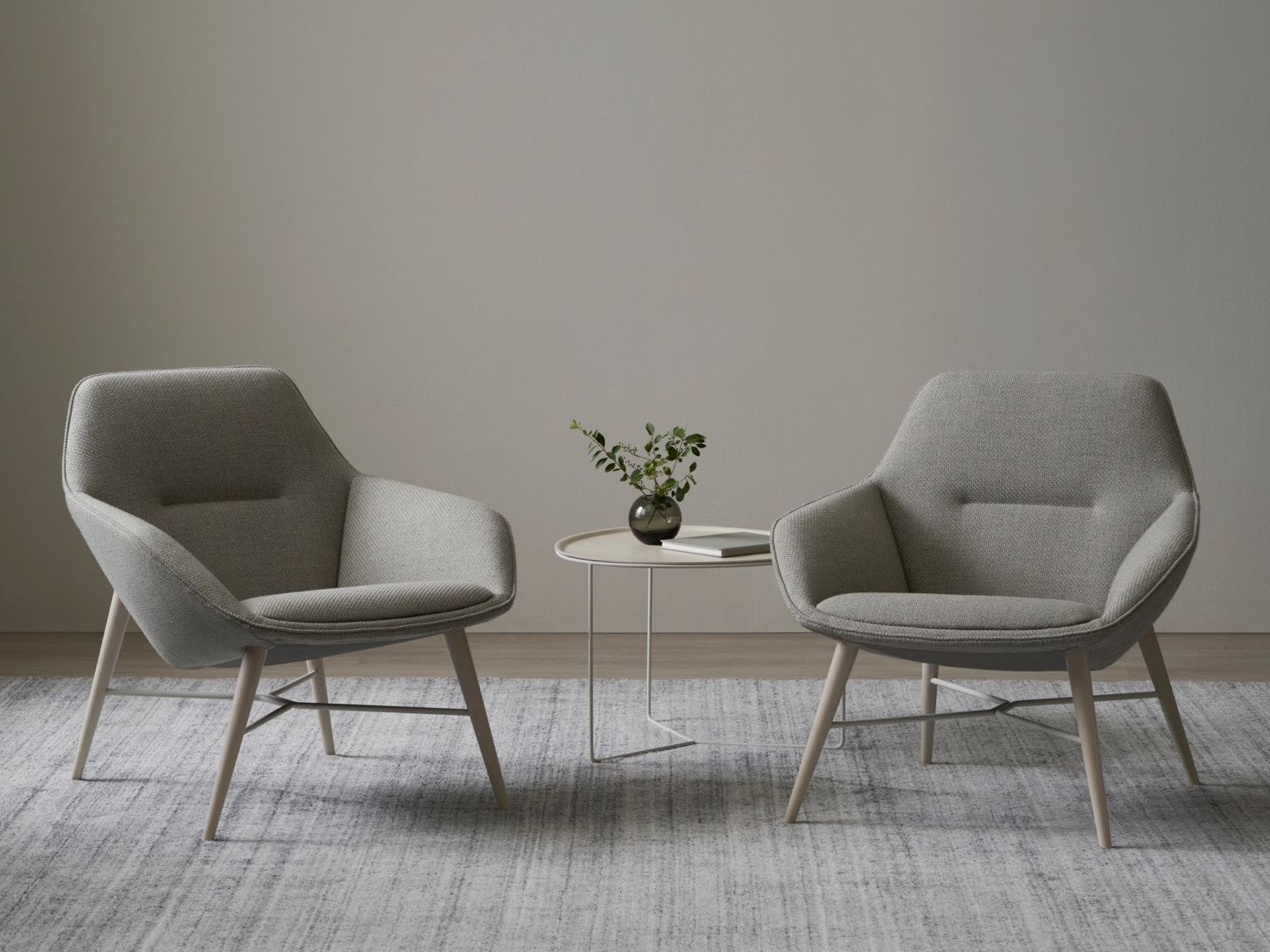 RAY SOFT LOUNGE Lounge chair with armrests and low back By Brunner ...