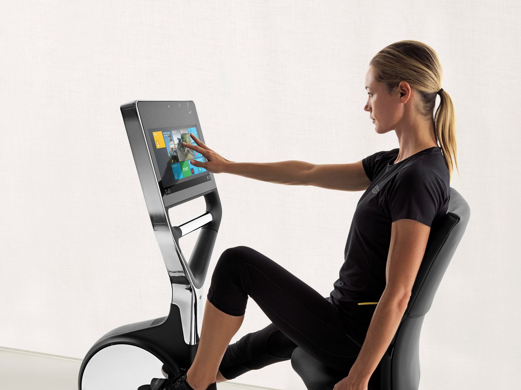 Exercise bike RECLINE PERSONAL UNITY By Technogym design Antonio Citterio