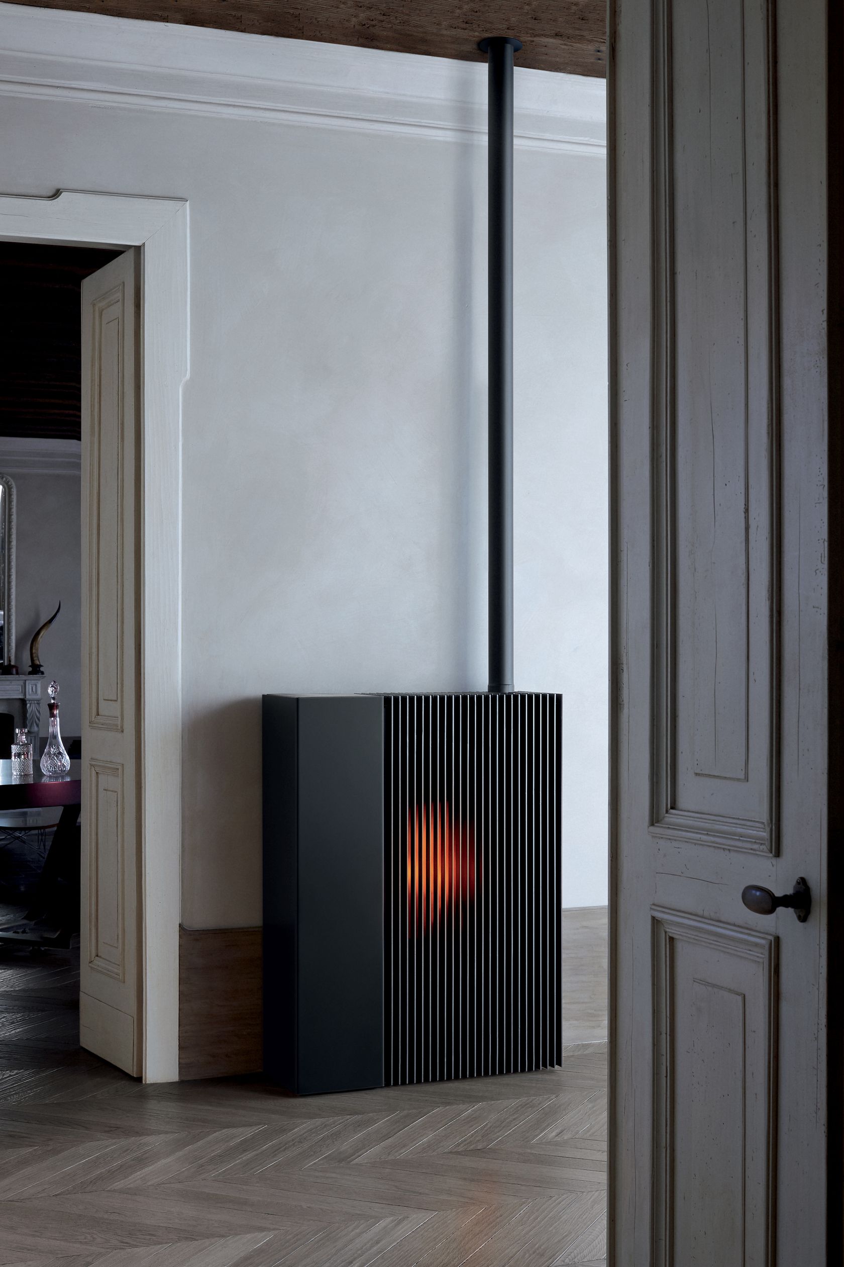 Pellet stove for air heating REFLEX By MCZ design Michael Geldmacher