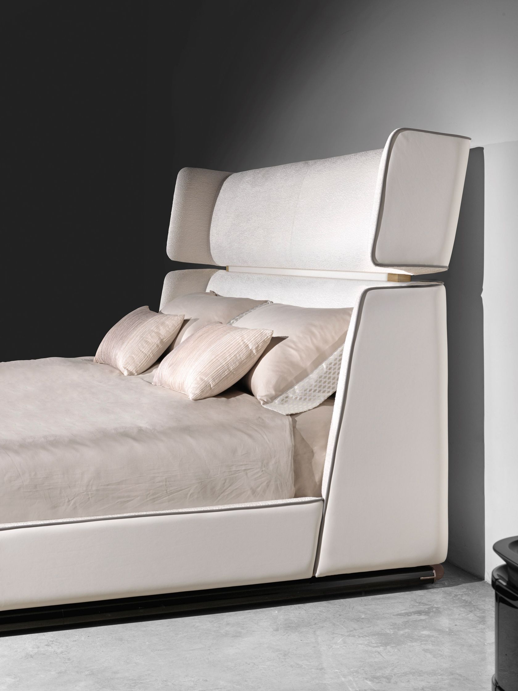 REVERIE Double bed with upholstered headboard By Visionnaire | design ...