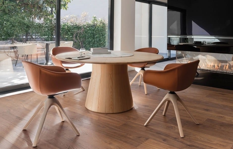 REVERSE WOOD Table By Andreu World | design Piergiorgio Cazzaniga