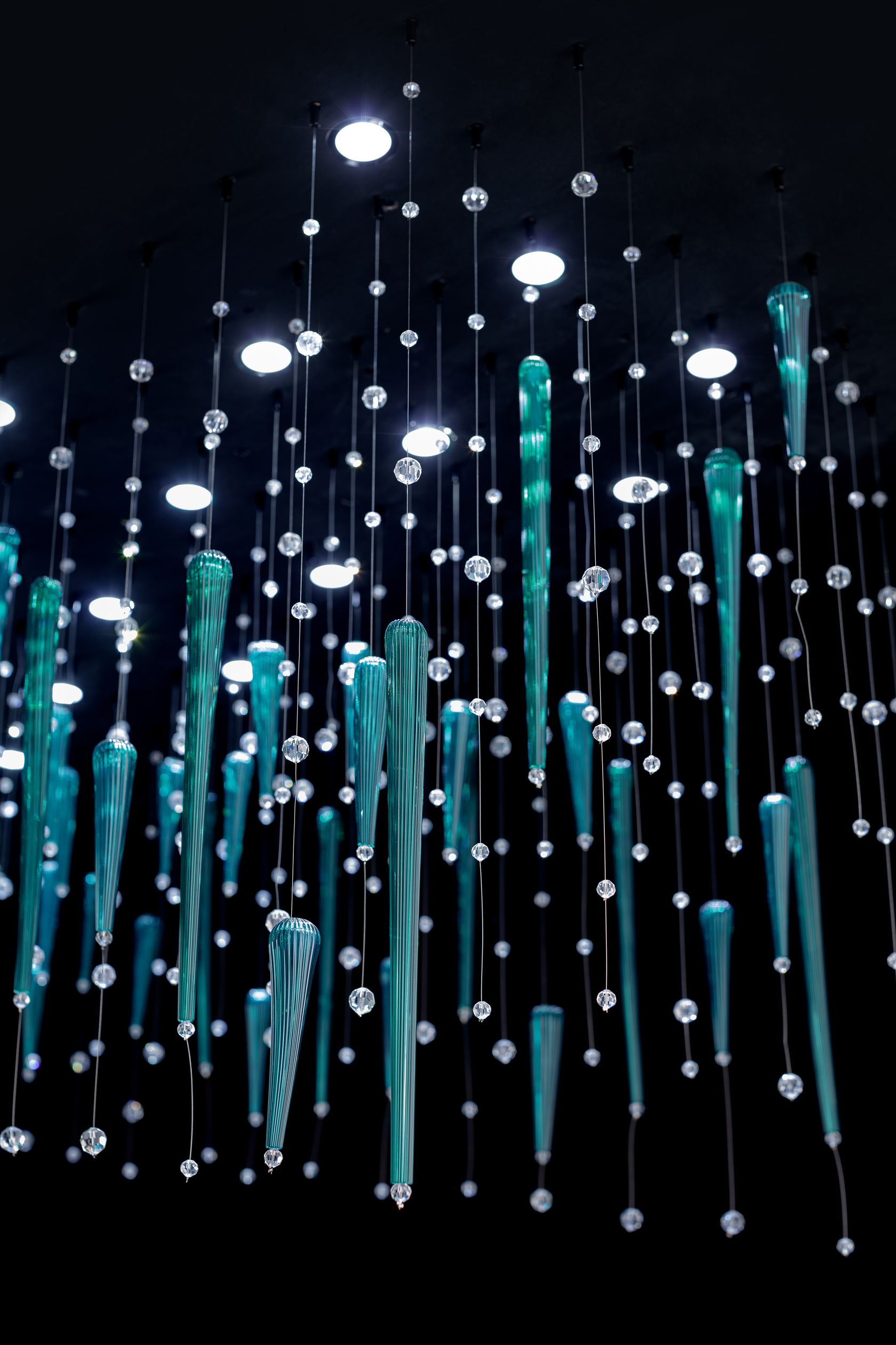 RIFLESSI LINEAR PROJECT | 吊灯 By Euroluce Lampadari