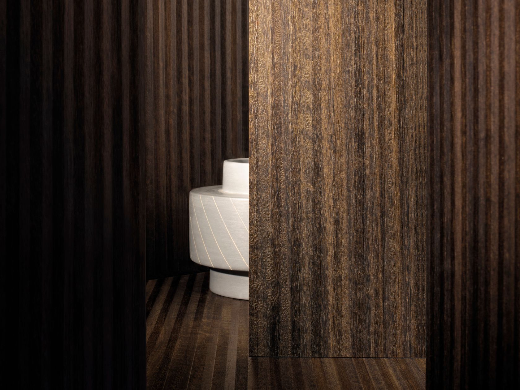 Cleaf: Innovative surfaces for furniture and interior design ...