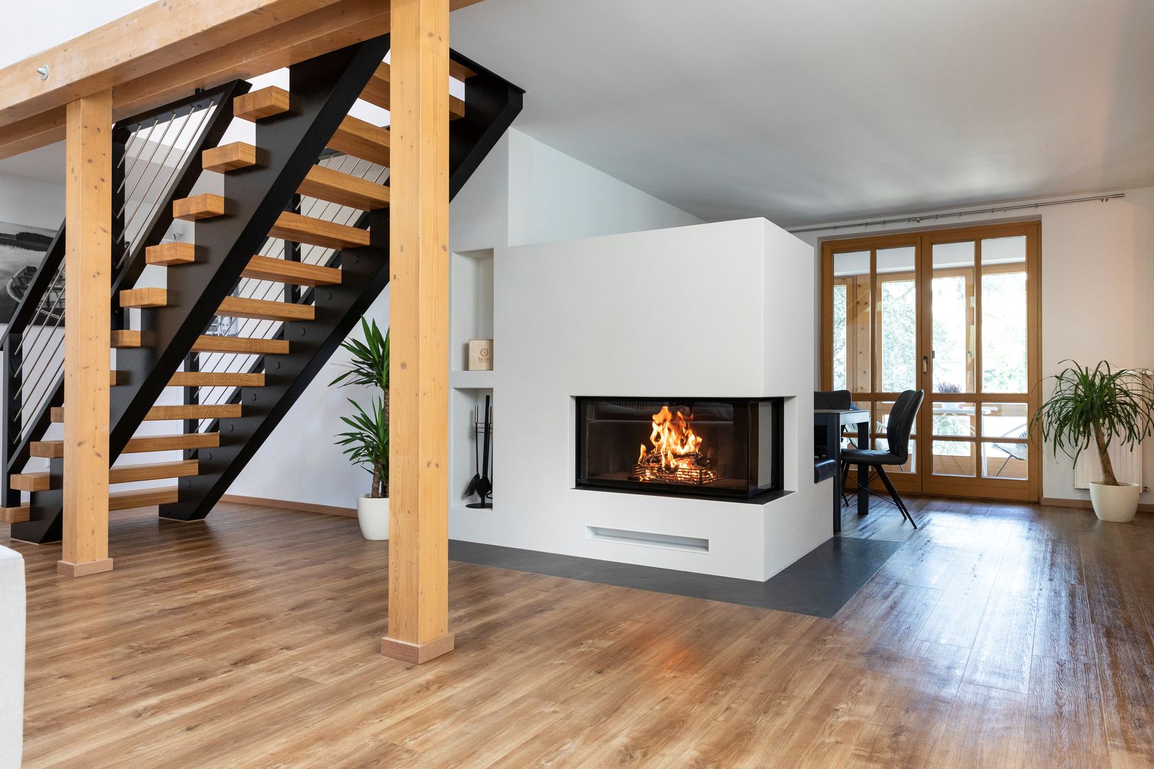 RII Caminetto a legna angolare By RUEGG