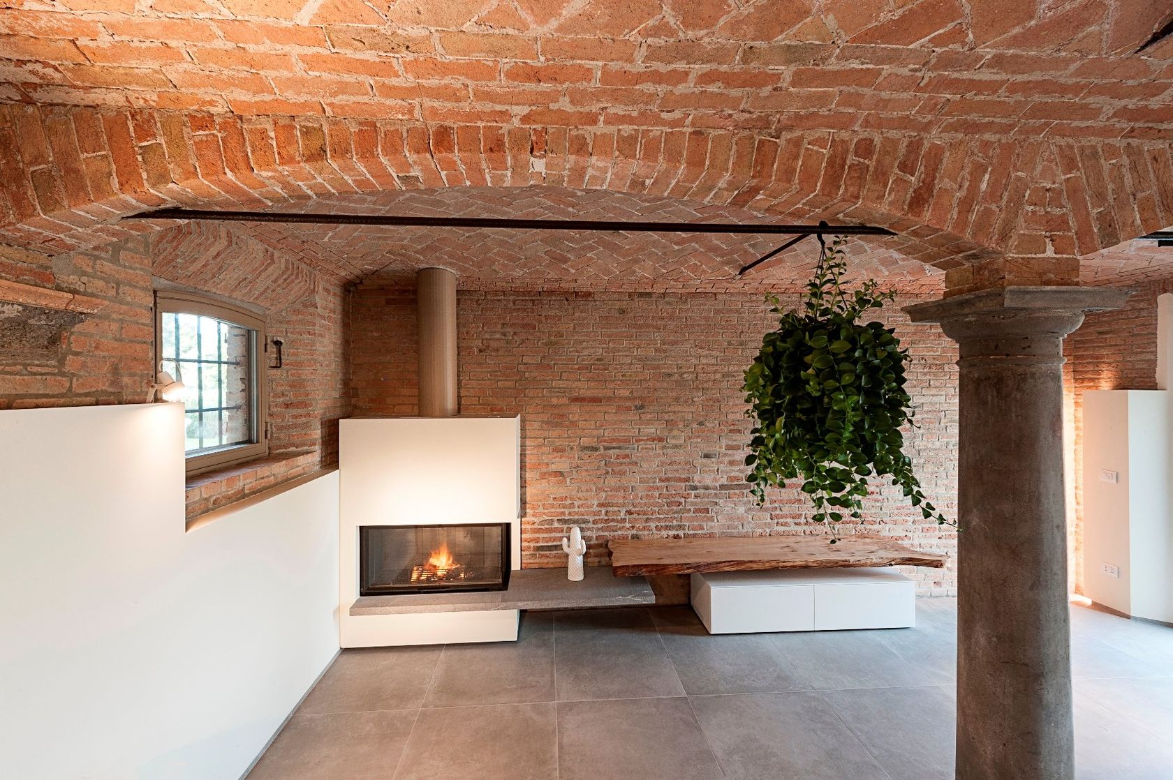 RII Caminetto a legna angolare By RUEGG