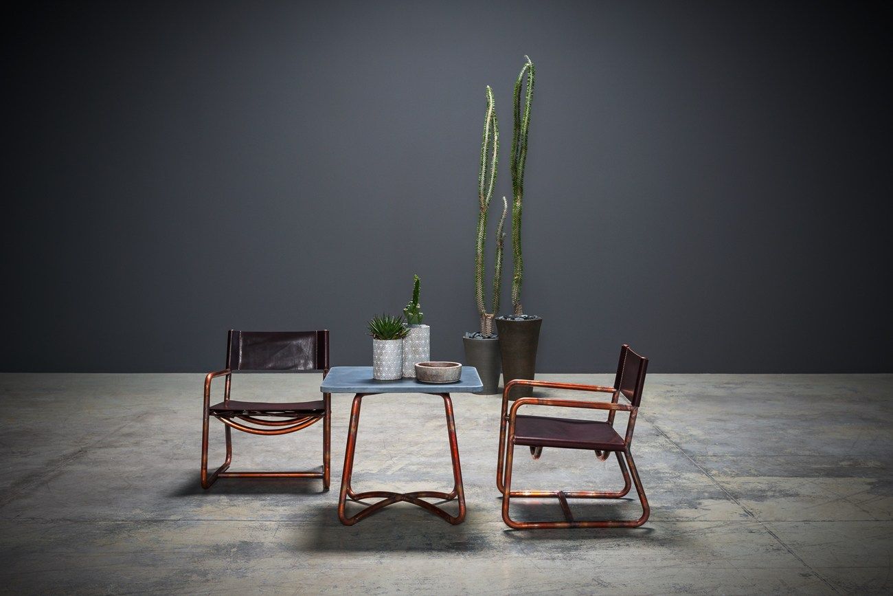 RIMINI | Table By BAXTER design Paola Navone