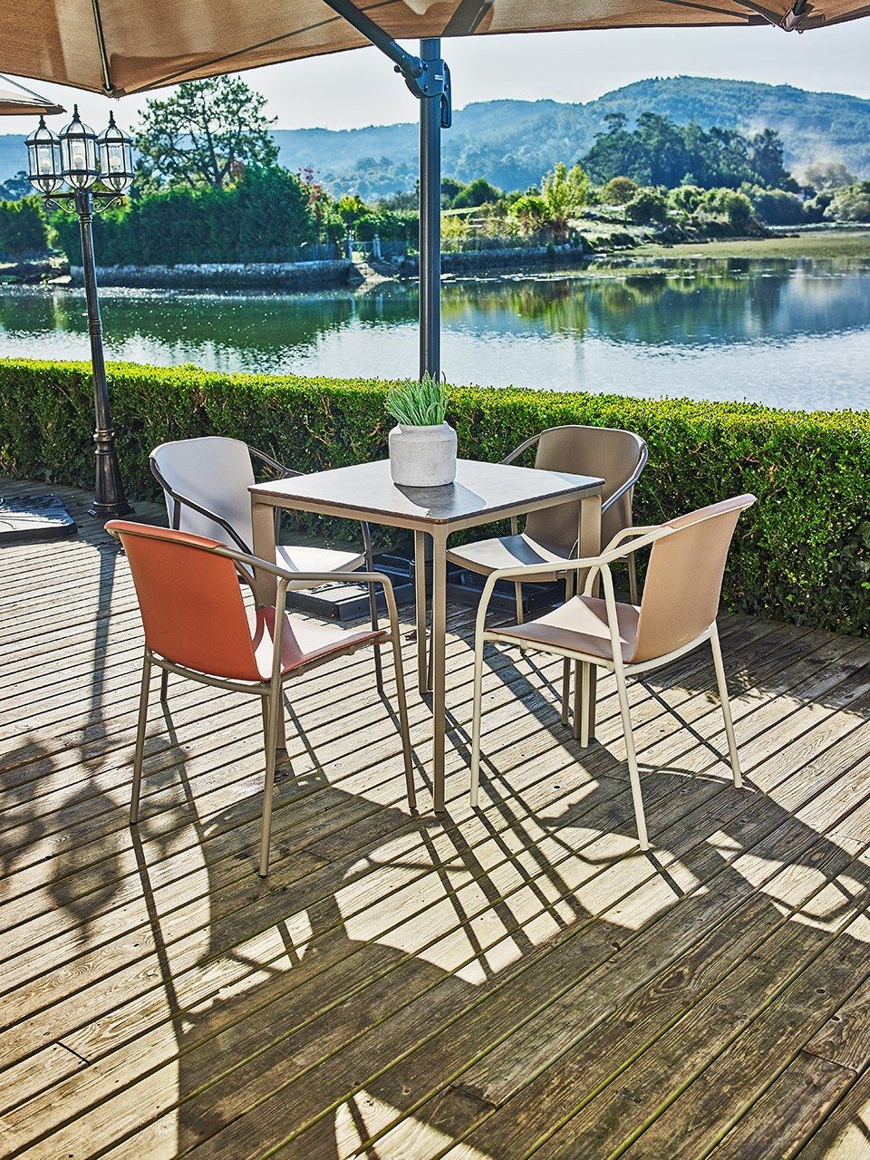 ROD Chair By Ezpeleta