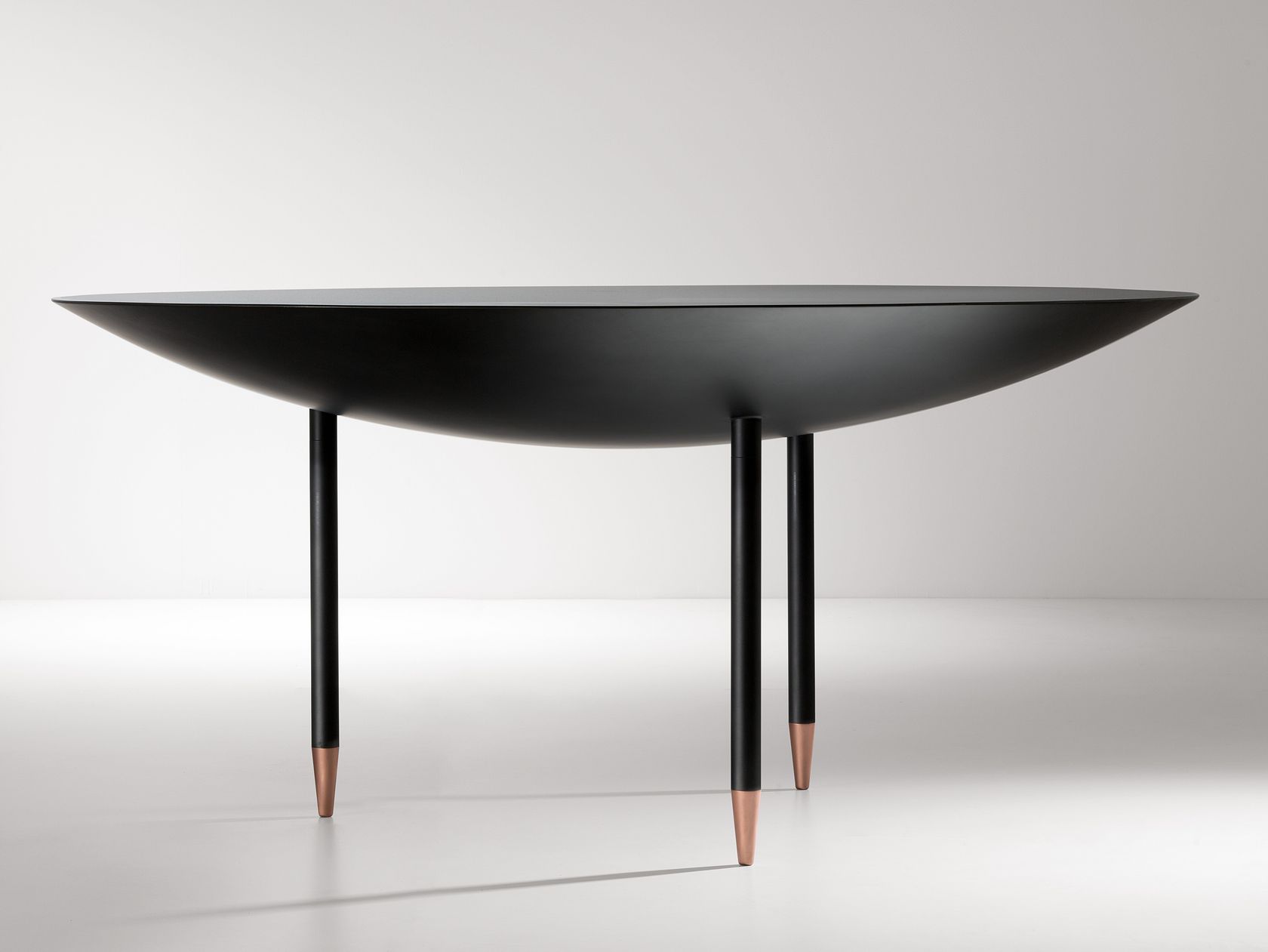 ROMA Table By DE CASTELLI