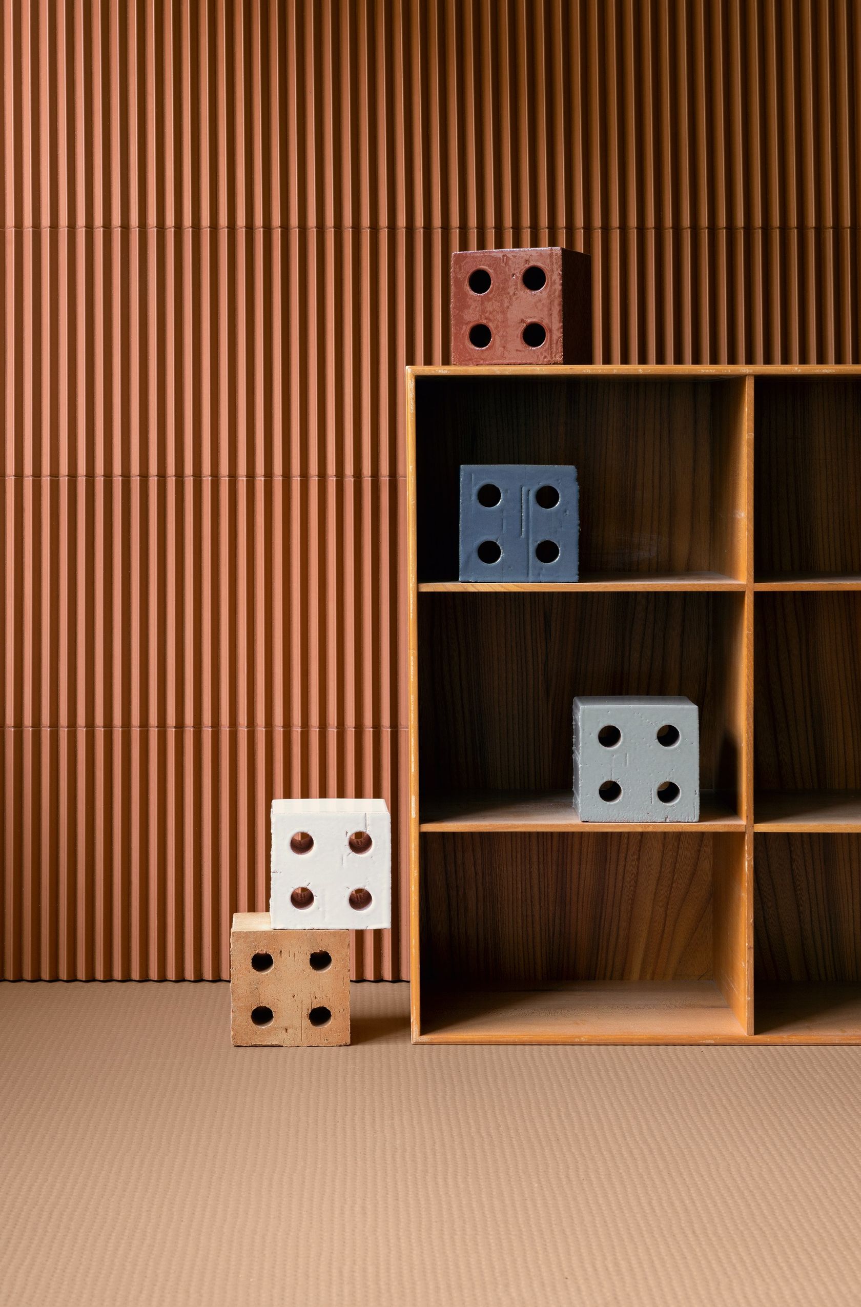 ROMBINI TRIANGLE RED Porcelain stoneware 3D Wall Cladding By Mutina ...