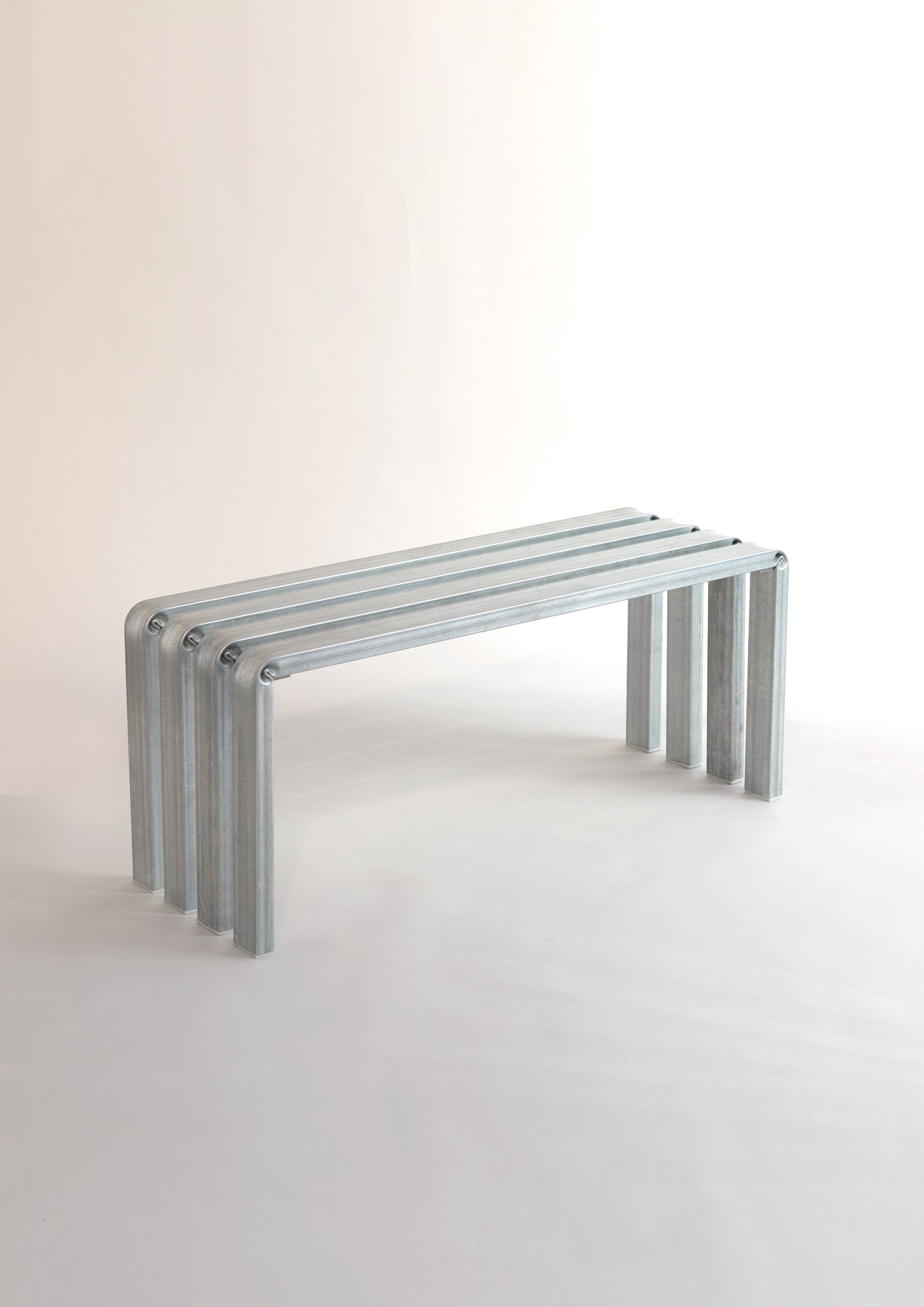 RUNWAY | Galvanized steel bench By Situér