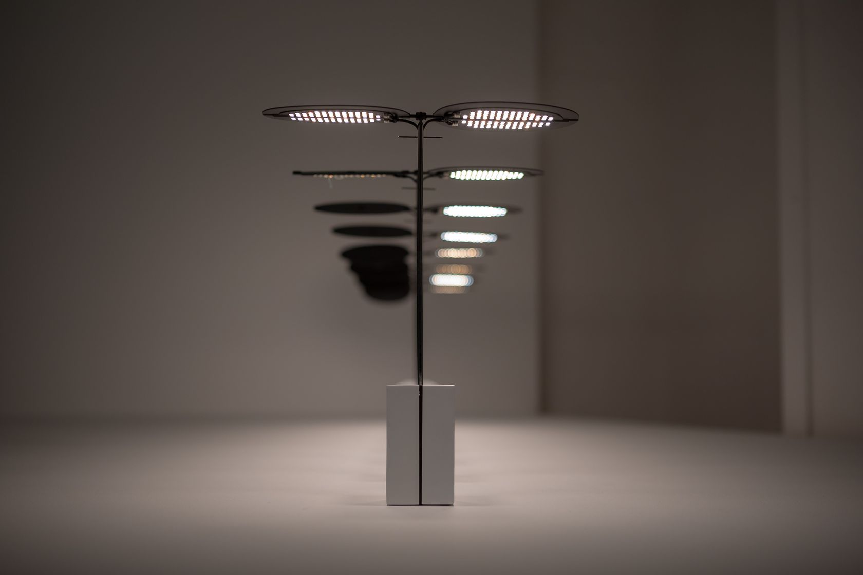 SAGE Table lamp By Ambientec | design Nao Tamura