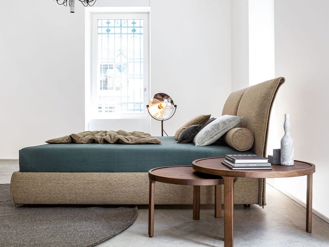 SAIL Double bed with upholstered headboard By Twils | design Palomba ...