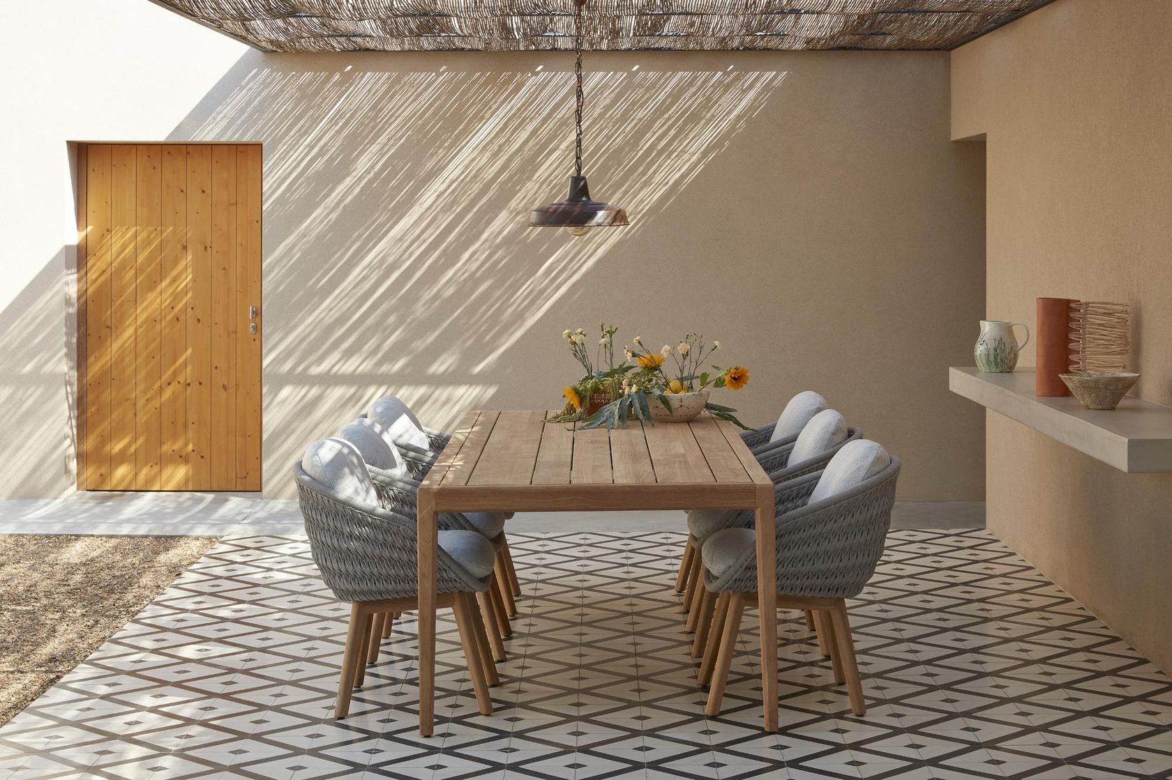 SANDUA | Garden chair By MANUTTI design Robin Hapelt